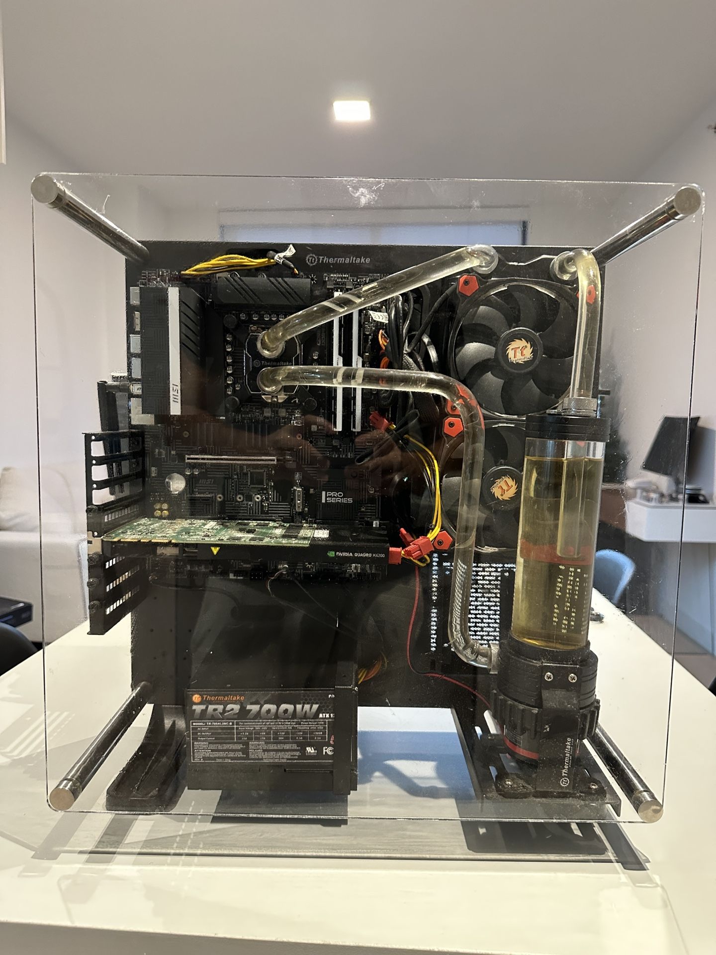 Thermaltake Core P3 ATX And thermaltake cpu cooler liquid 240 mm ...