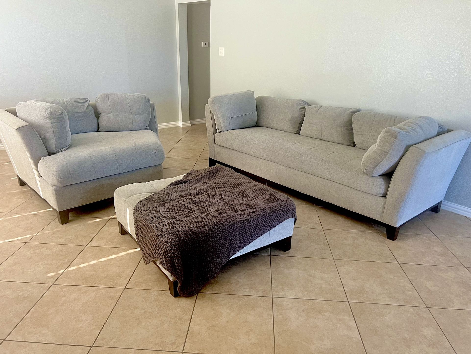 3 Piece Coach Sofa Set for Sale in Arlington, TX - OfferUp