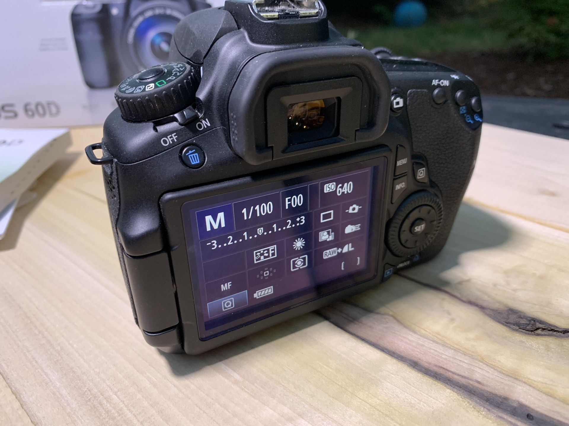 Canon 60D + 2 lenses for Sale in Bothell, WA - OfferUp