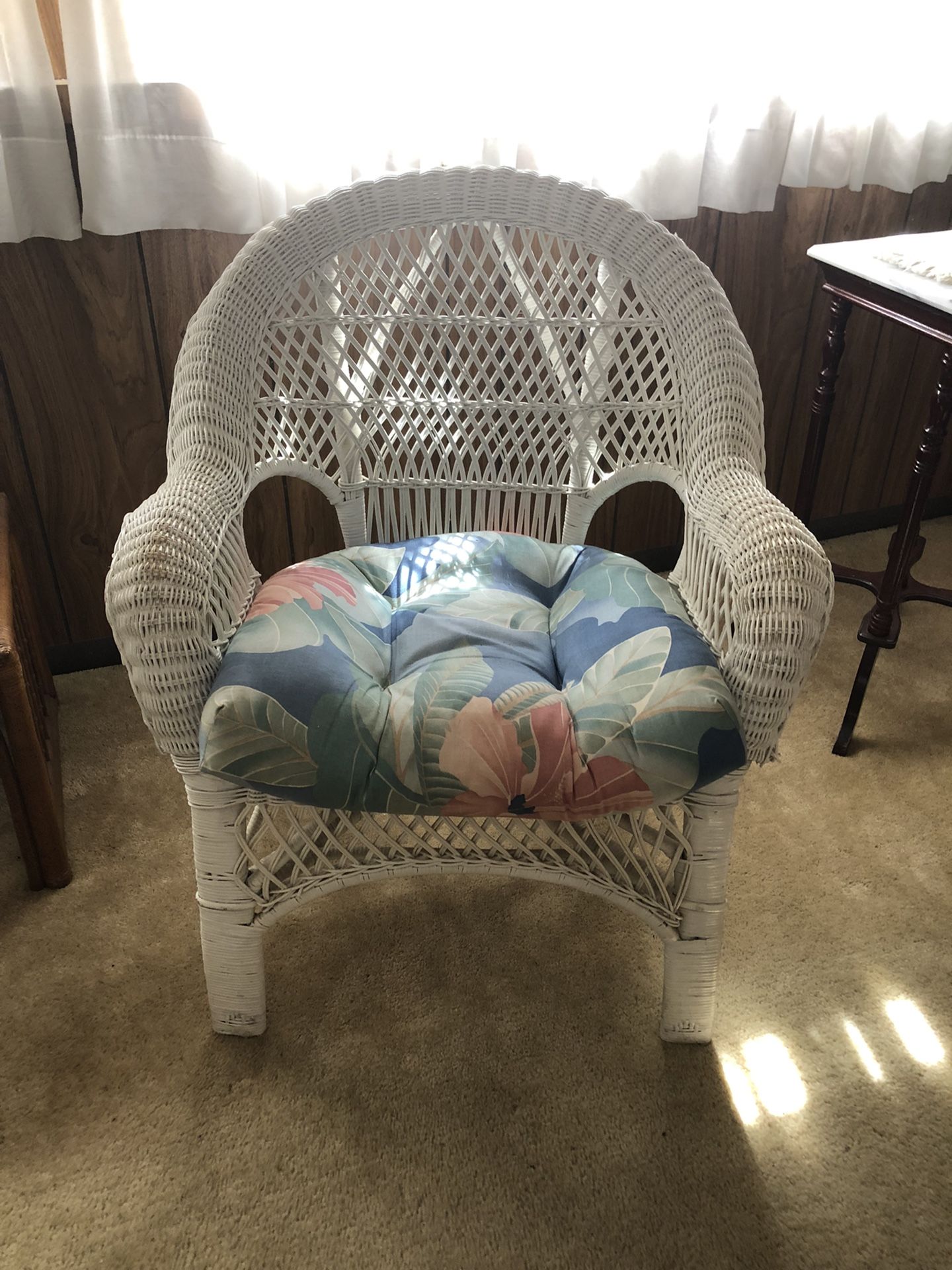 Camelback Rattan Wicker Chair for Sale in Pompano Beach, FL - OfferUp