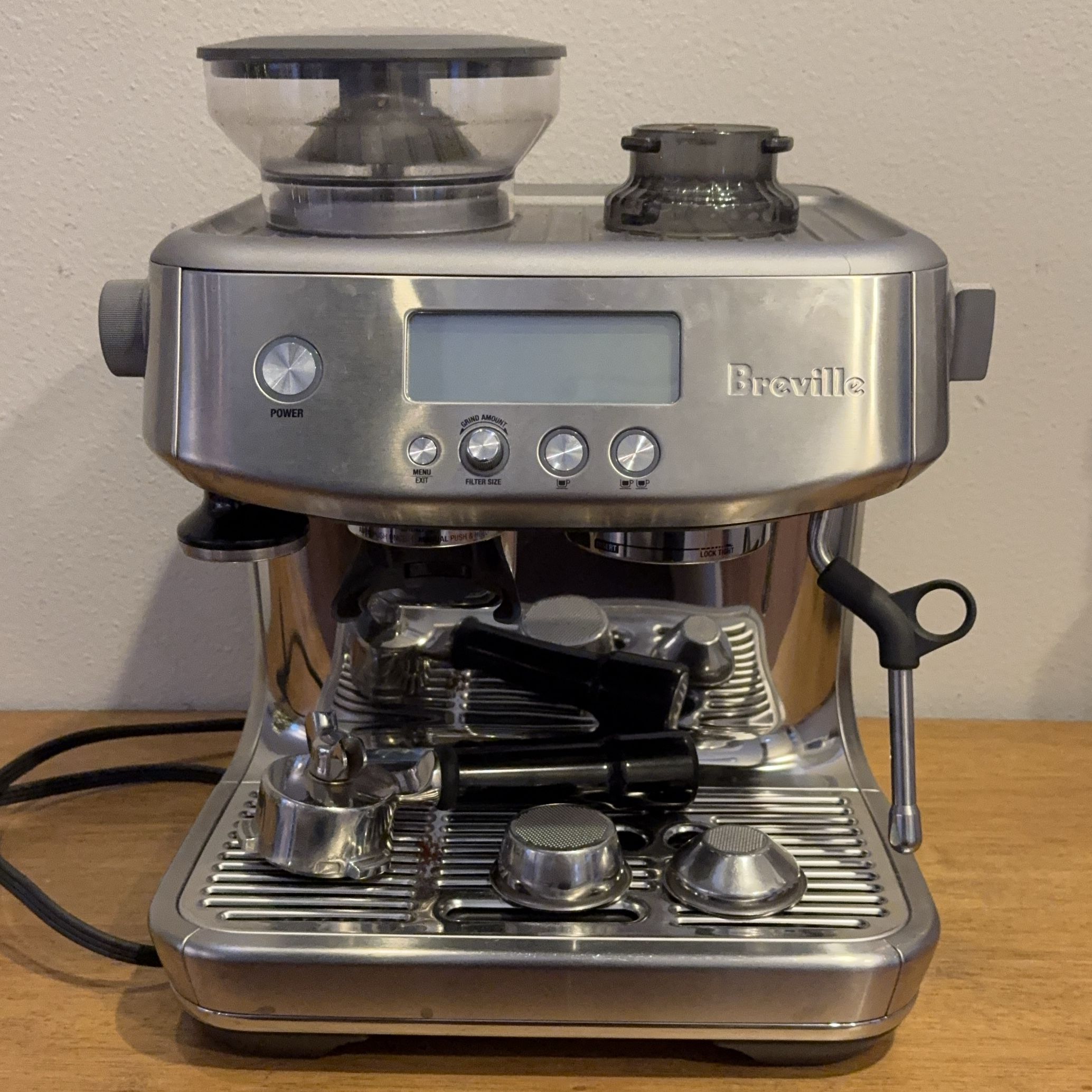 Breville Barista Pro Espresso Machine for Sale in Lynnwood, WA - OfferUp
