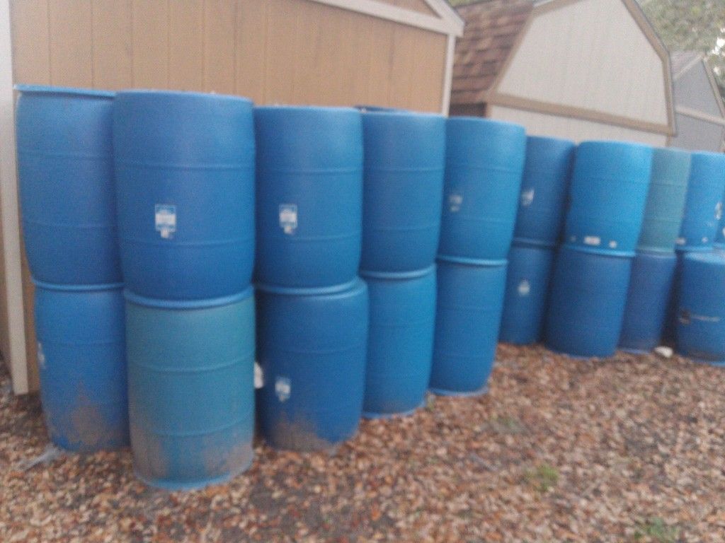 55 gallon water barrels for Sale in Kissimmee, FL - OfferUp
