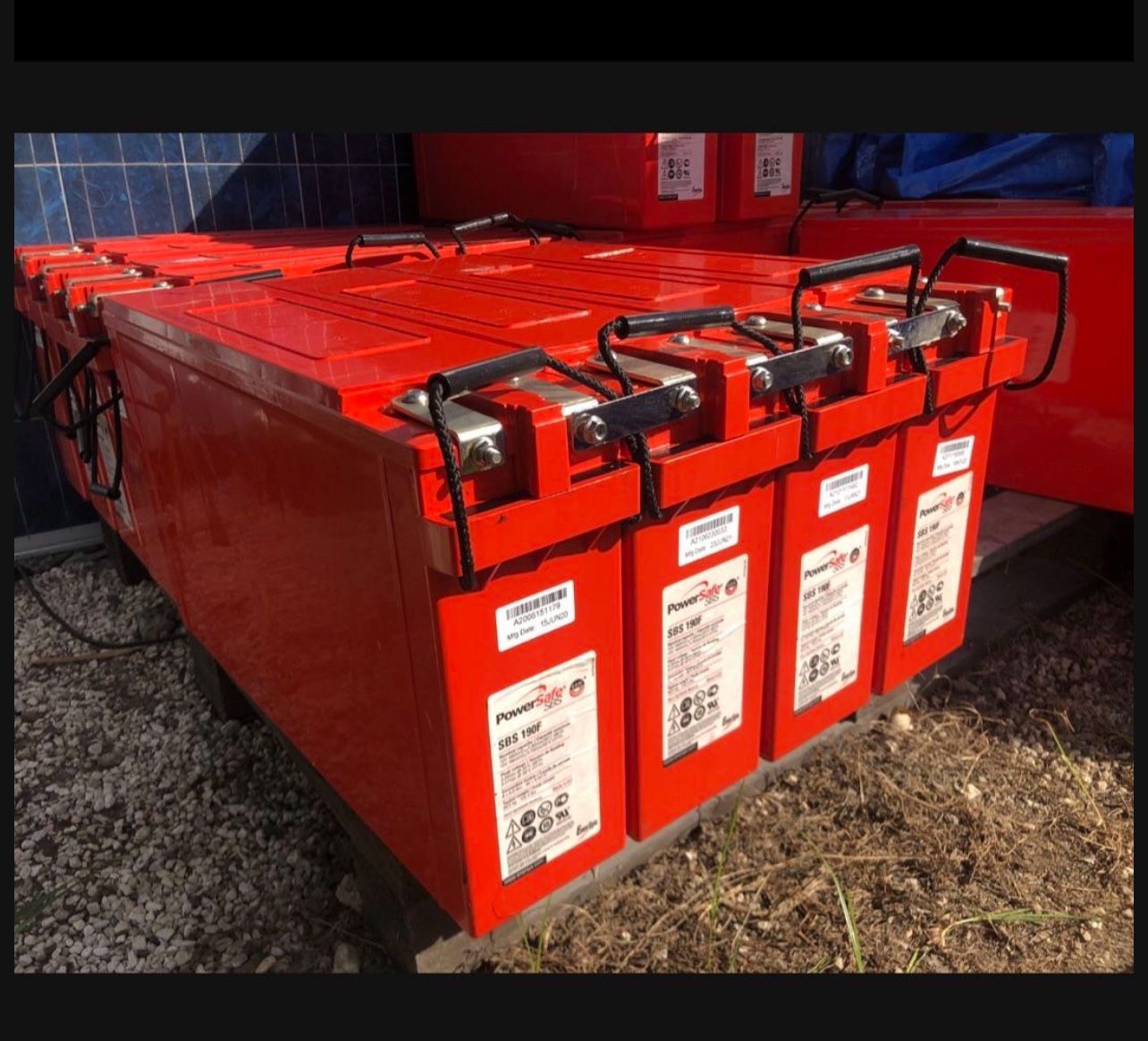 USED SOLAR PANEL BATTERY 2500-WATT POWER SAFE SBS190F 12 Volt x 190 Amp ...