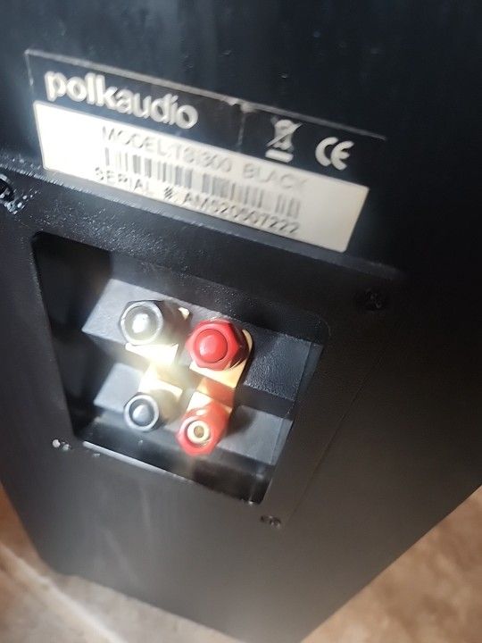 Polk Audio TSi300 floor-standing Speaker. Only 1 for Sale in Katy, TX ...