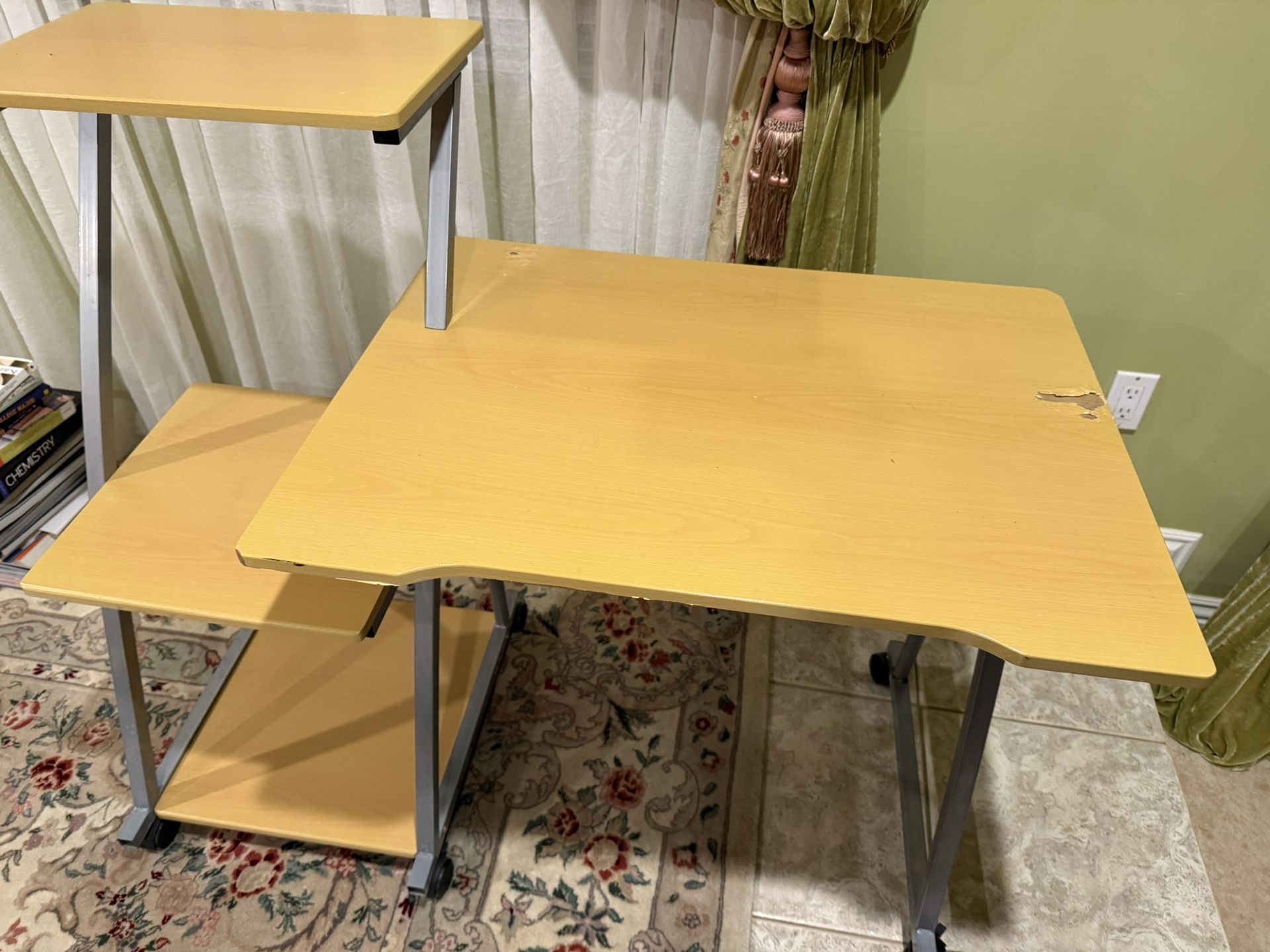 Portable Desk Computer Desk Office Desk for Sale in Glendale, CA - OfferUp