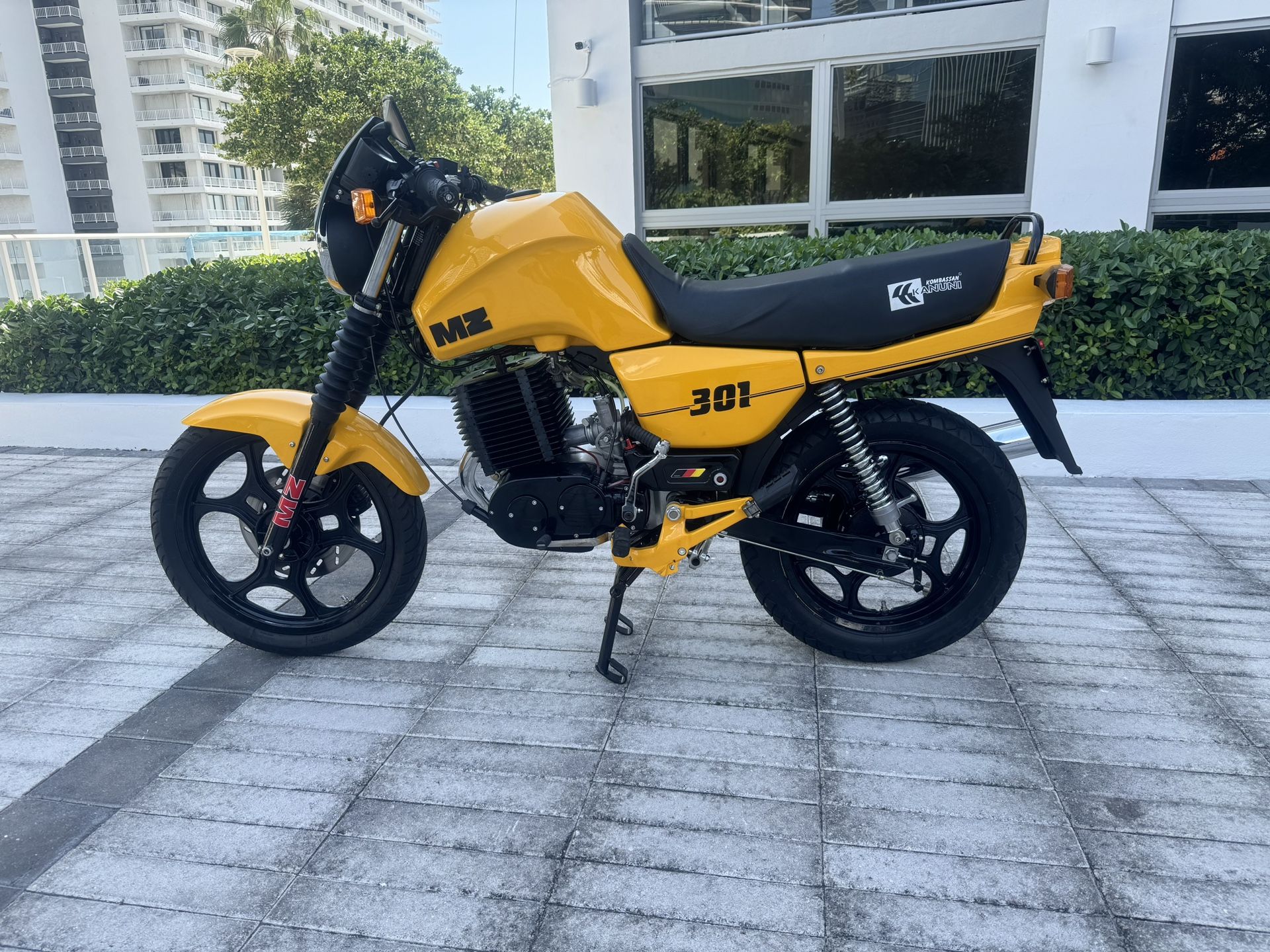 1991 MZ 301 for Sale in Miami, FL - OfferUp