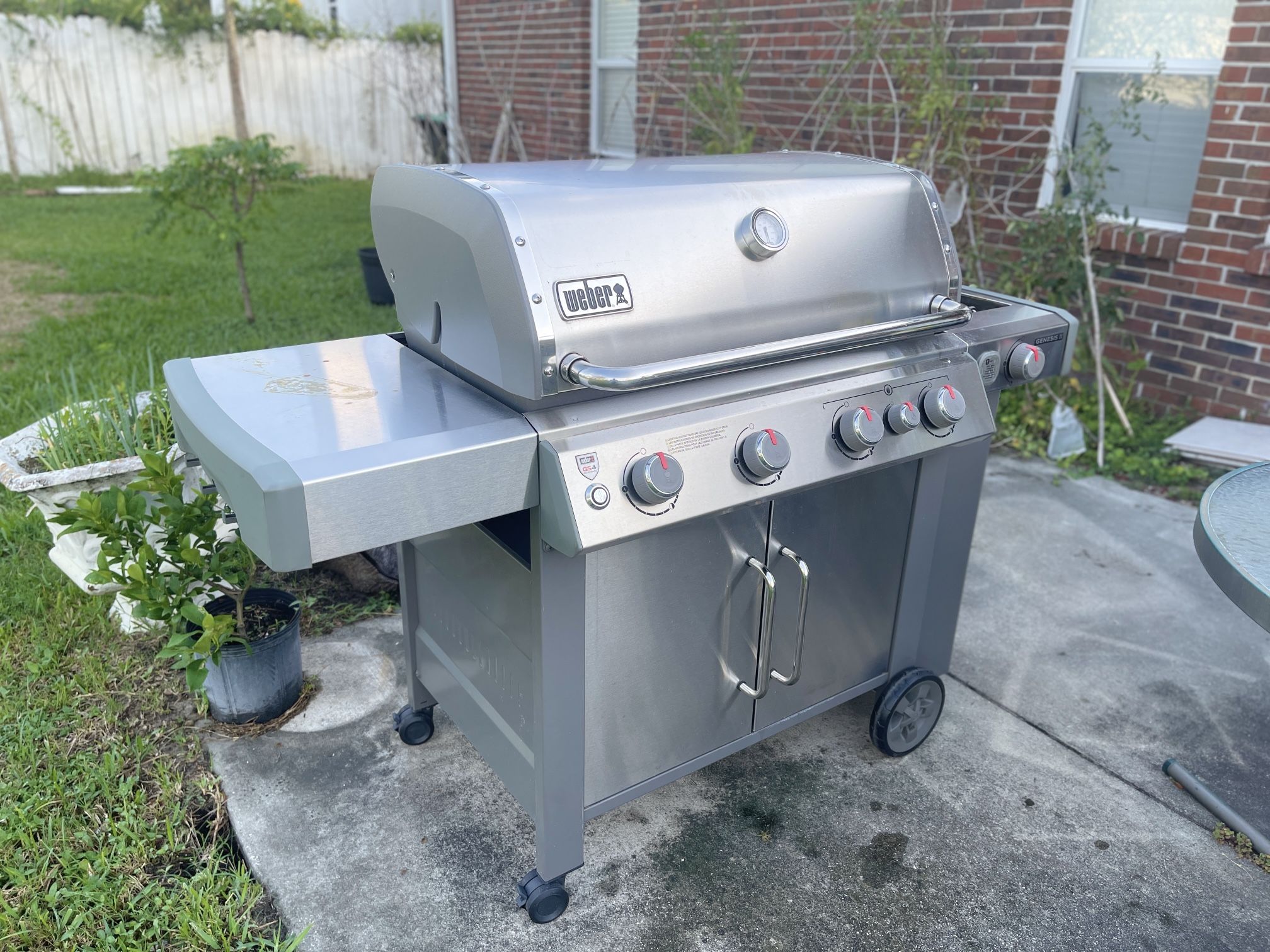 Weber GS4 Genesis II With Gas Cylinder for Sale in Orlando, FL - OfferUp