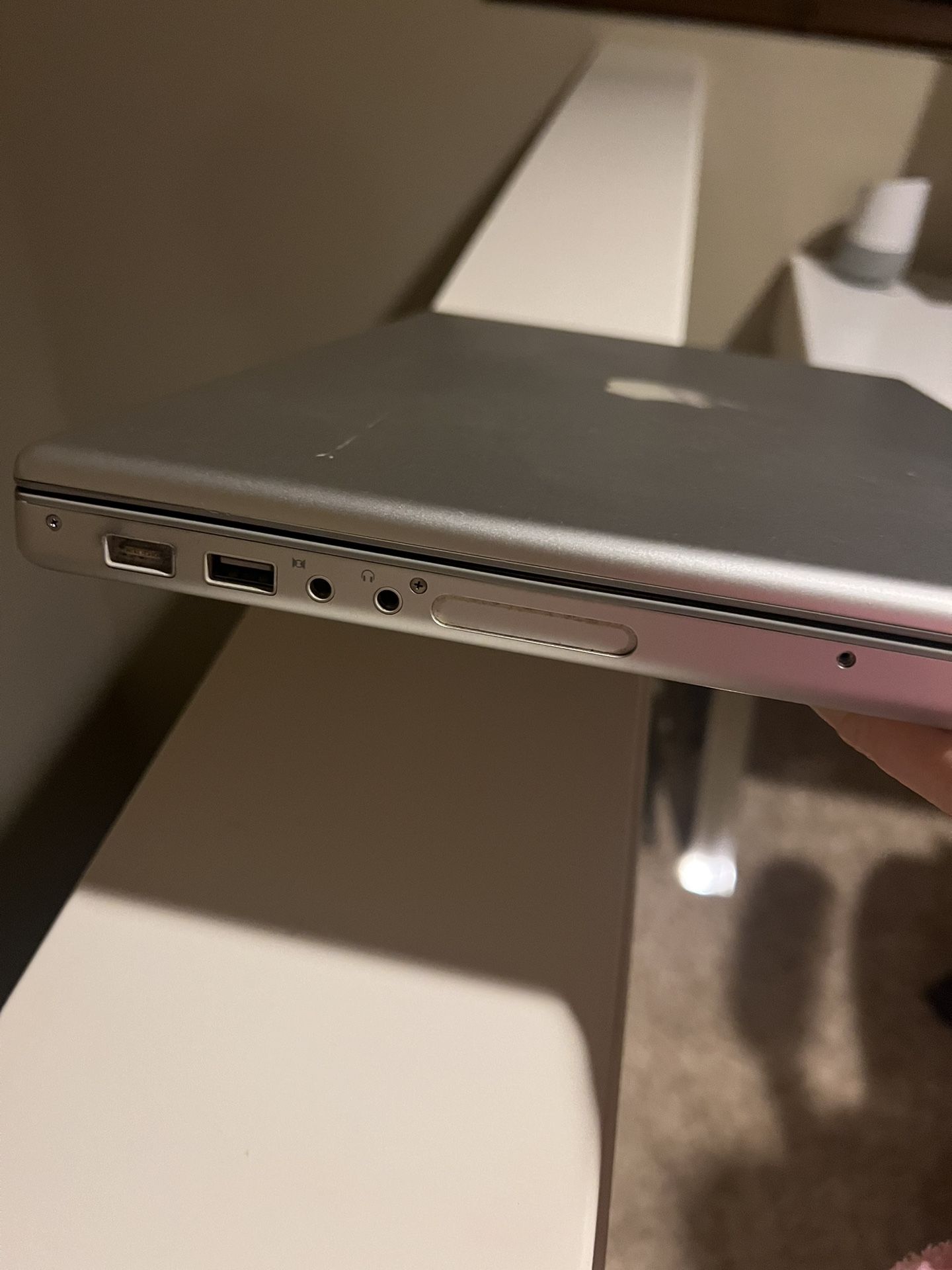 Apple Laptop 15” Macbook Pro 2007 for Sale in Auburn, WA - OfferUp