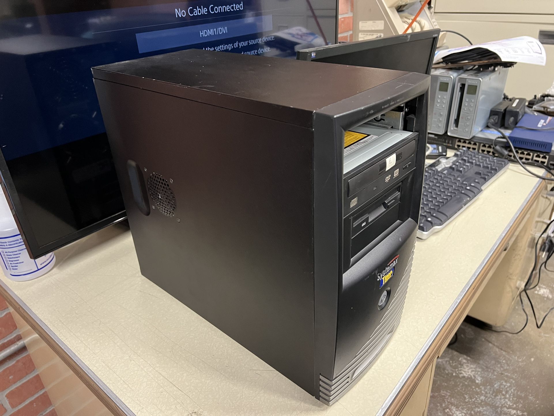 SYSTEMAX TIGER PENTIUM 4 COMPUTER TOWER for Sale in Los Angeles, CA ...