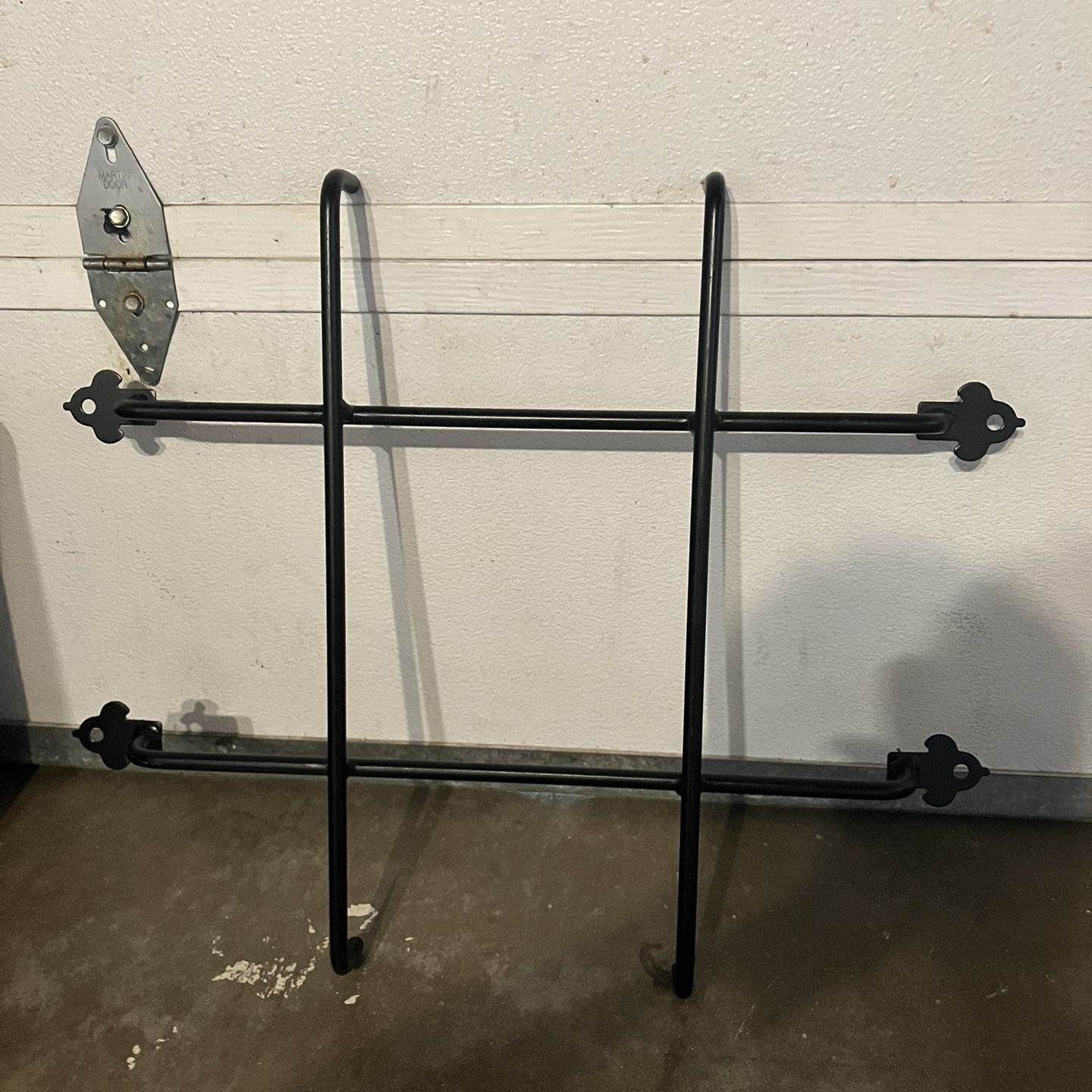 Outside Wall Decor for Sale in Pasadena, CA - OfferUp