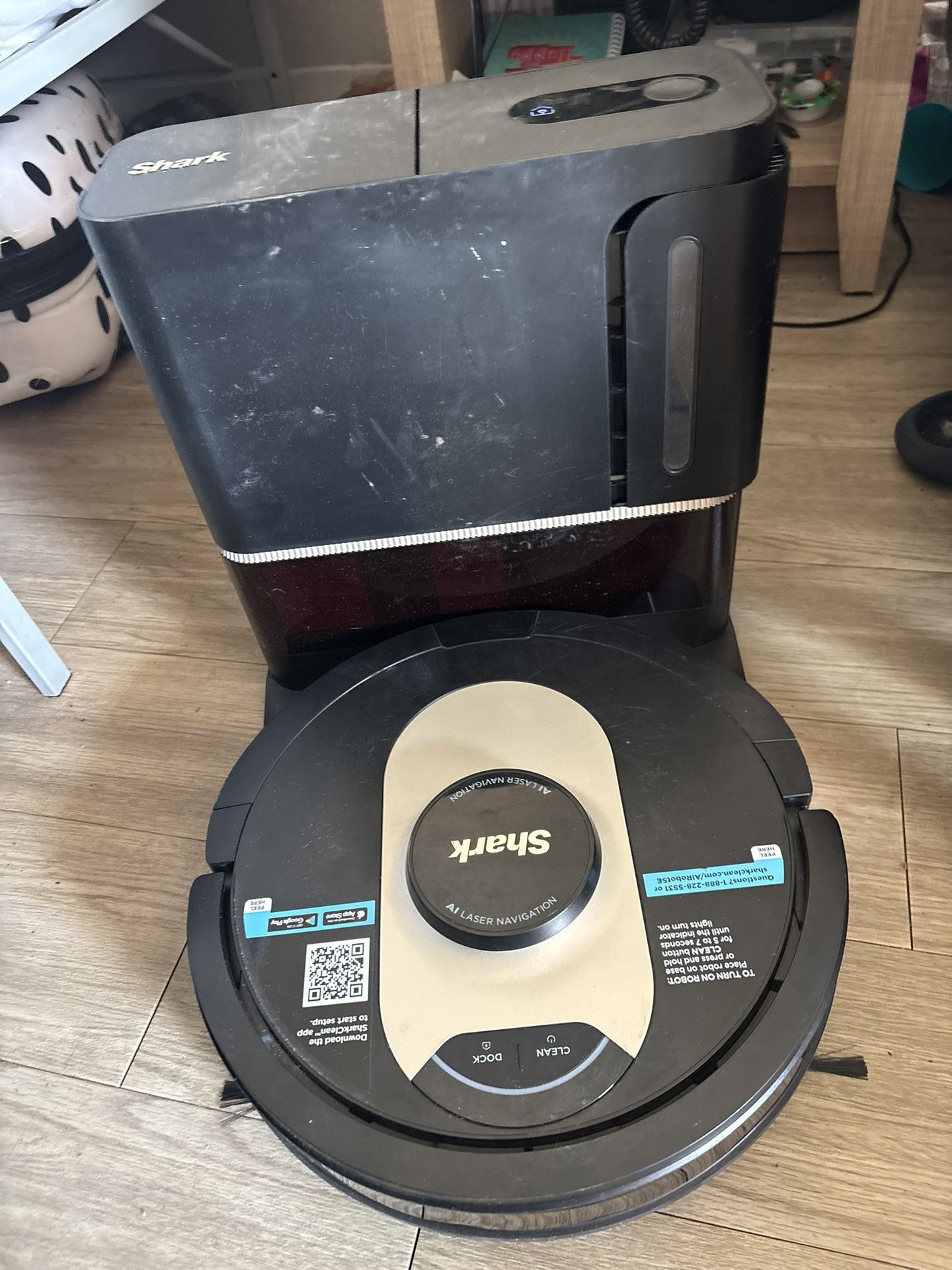 Shark Vacuum Robot for Sale in Orlando, FL - OfferUp