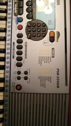 Yamaha PSR-225GM Workstation Keyboard Piano Synth MIDI with Power ...