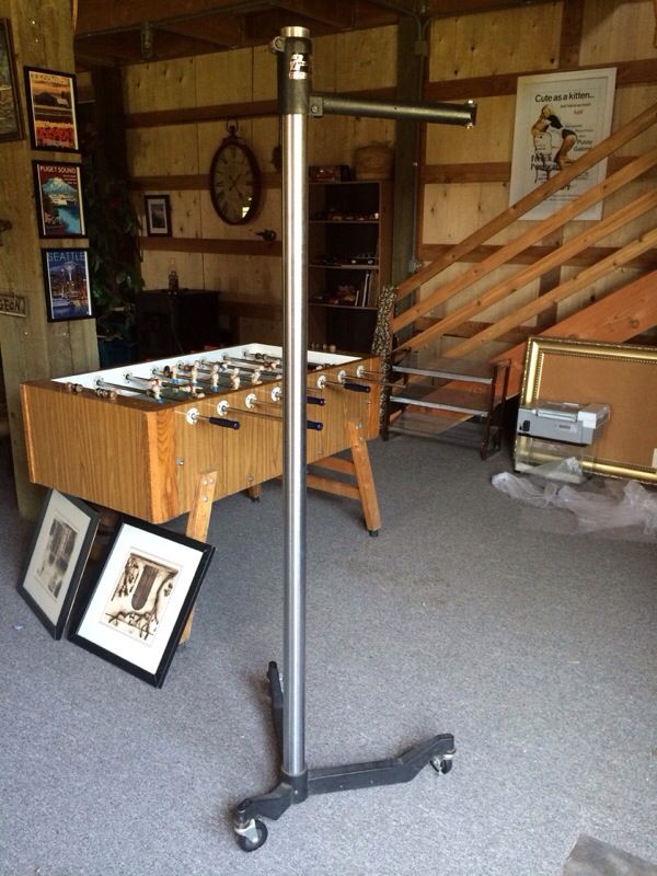 Regal Arkay 360 6ft mono stand for Sale in Puyallup, WA - OfferUp