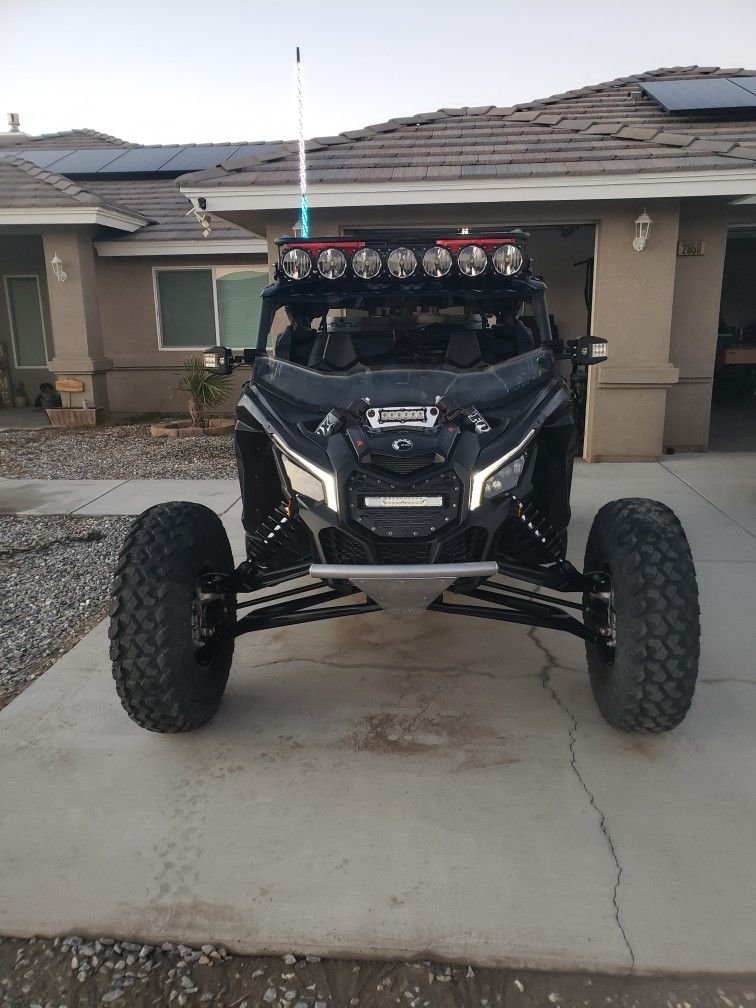 2017 Can am X3 xrs for Sale in Pinon Hills, CA - OfferUp