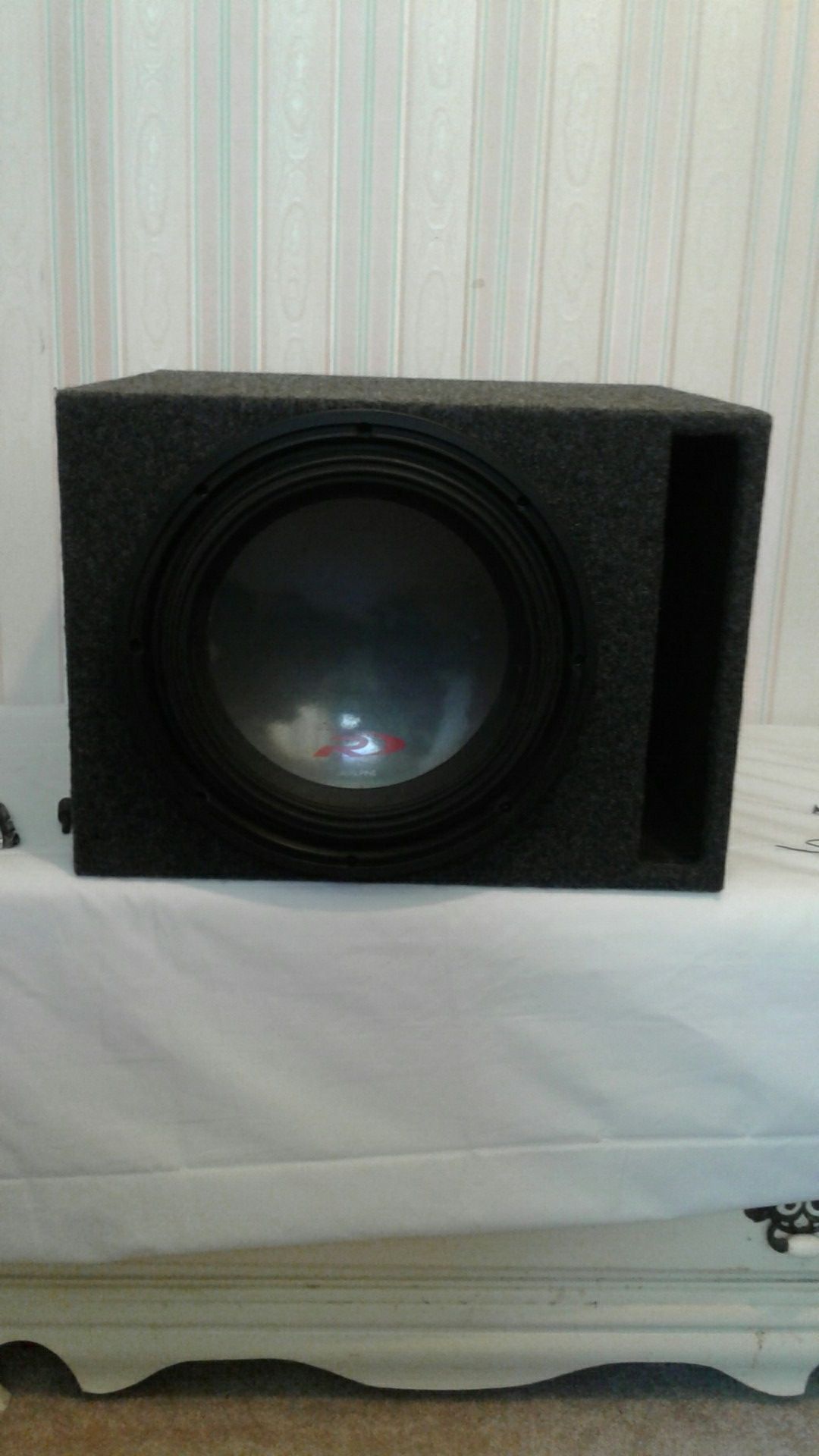 12 inch Alpine Type R sub in a Ported Box $130 for Sale in San Diego ...