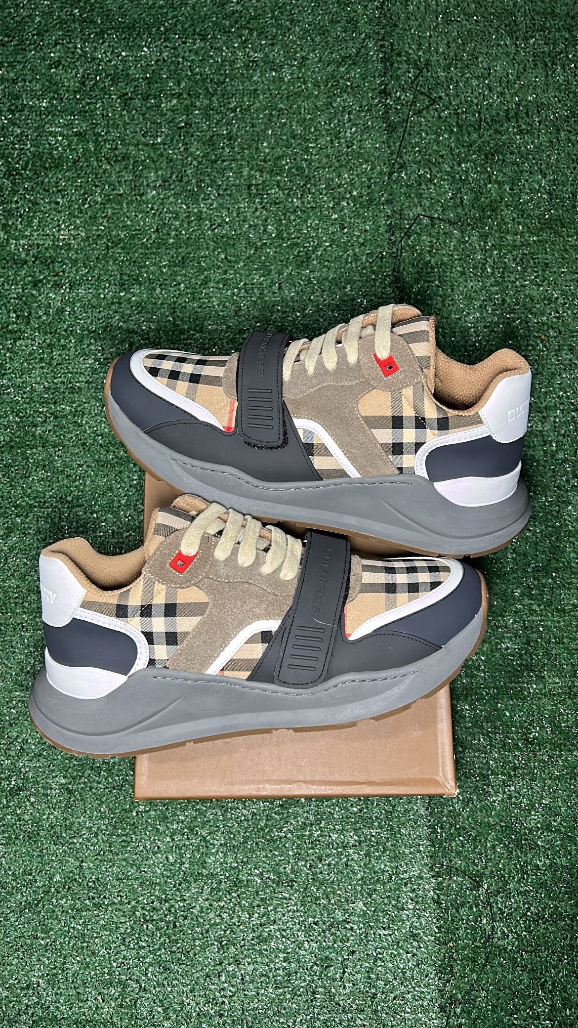 Burberry Shoes for Sale in Bakersfield, CA - OfferUp