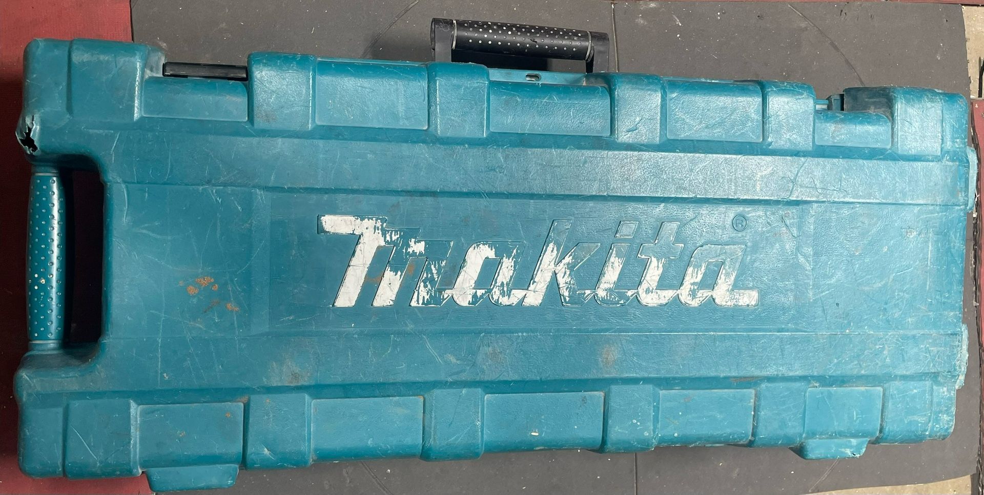 Pre-Owned Makita 35 lb.Demolition Hammer Model HM1307CB for Sale in ...