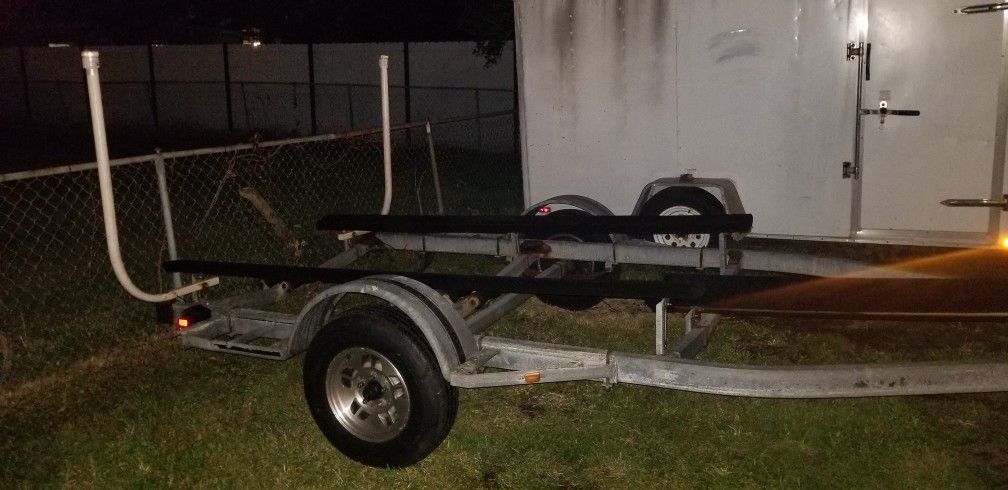 18 Ft Boat Trailer for Sale in Edgewood, FL - OfferUp