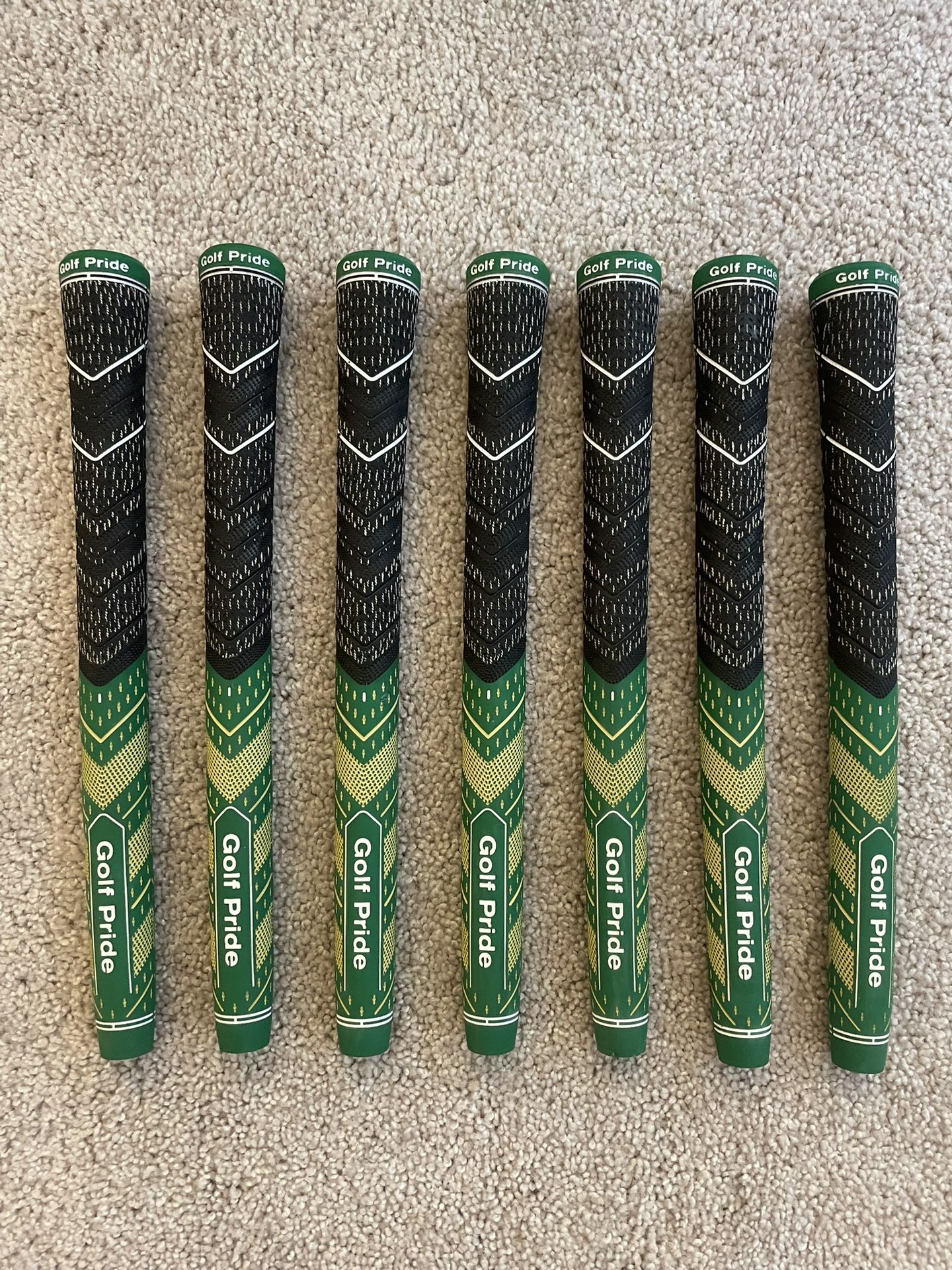 Golf Pride MCC Plus 4 Grips for Sale in Auburn, WA - OfferUp