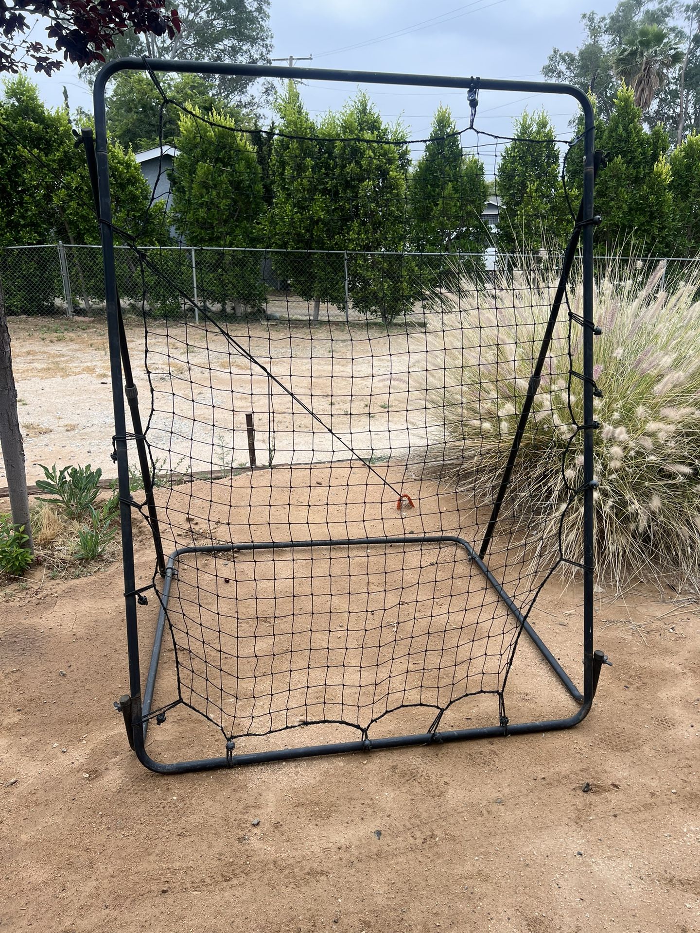 Pitching and Fielding Rebounder. for Sale in Riverside, CA - OfferUp