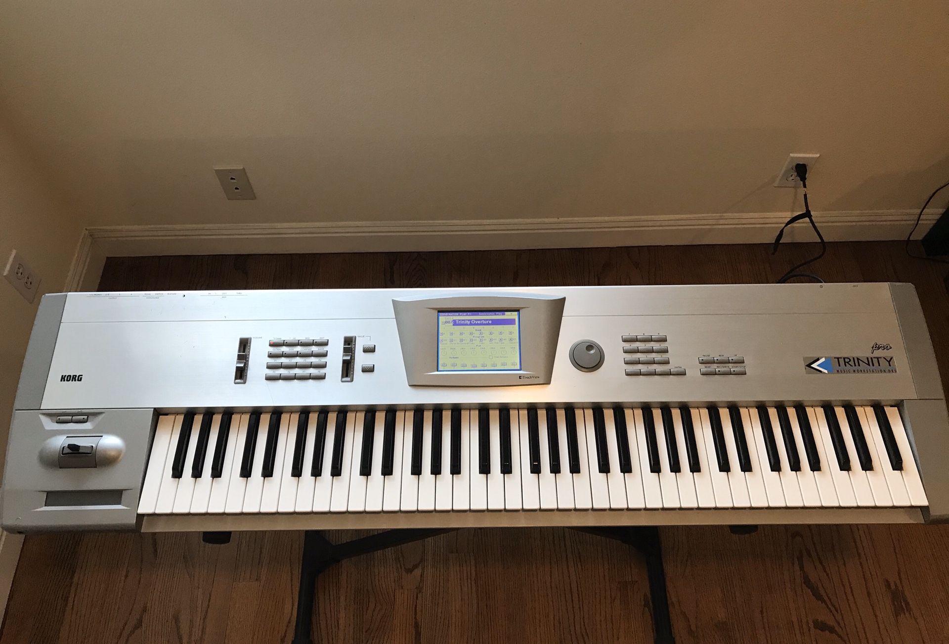 Korg Trinity Pro for Sale in Burbank, CA - OfferUp
