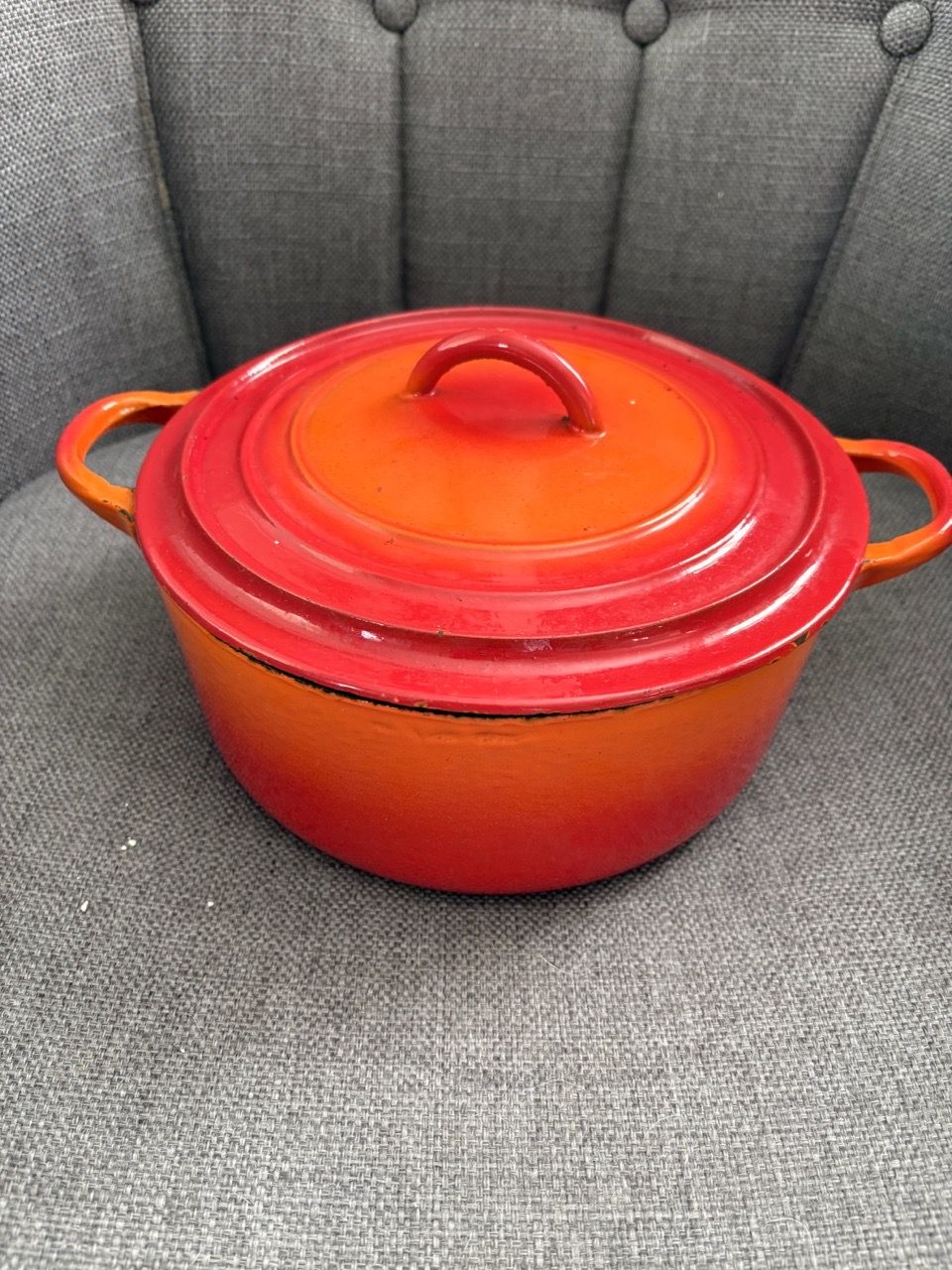 Le Creuset Dutch Oven FIRE ORANGE RED 10