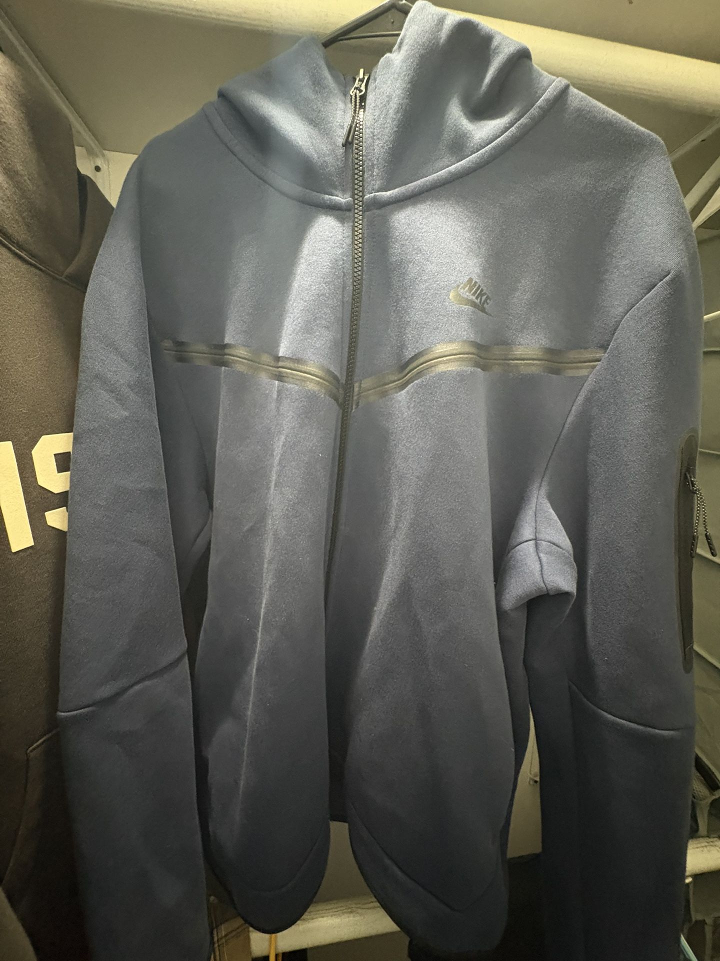 Navy Nike Tech for Sale in San Diego, CA - OfferUp