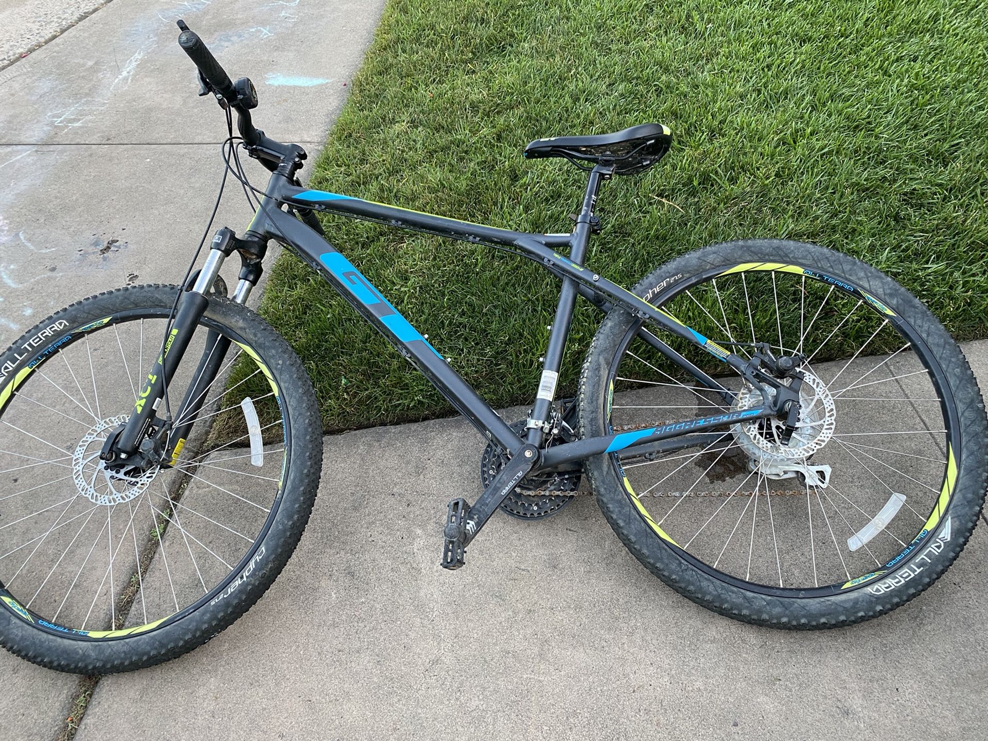 GT Aggressor Pro mountain bike for Sale in Orange, CA - OfferUp