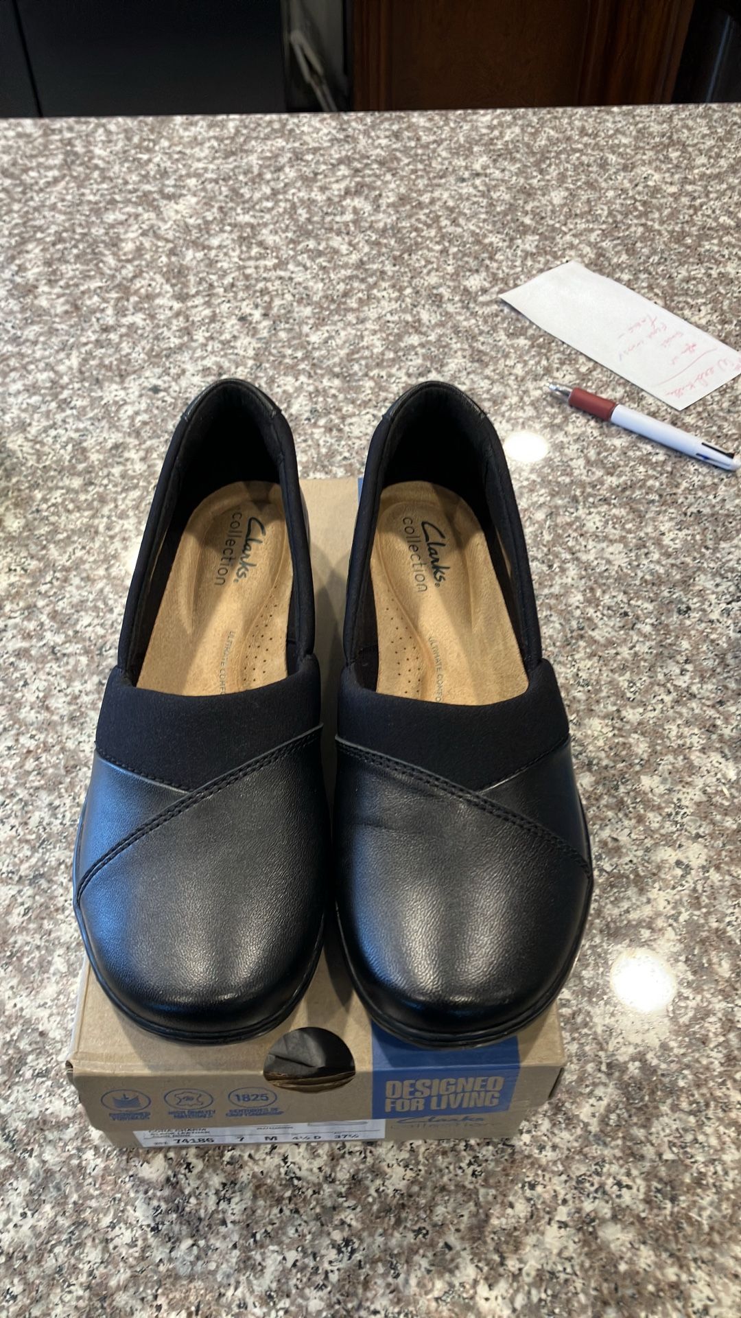 Ladies Clark’s Cora Charm Flats for Sale in Claremont, CA - OfferUp