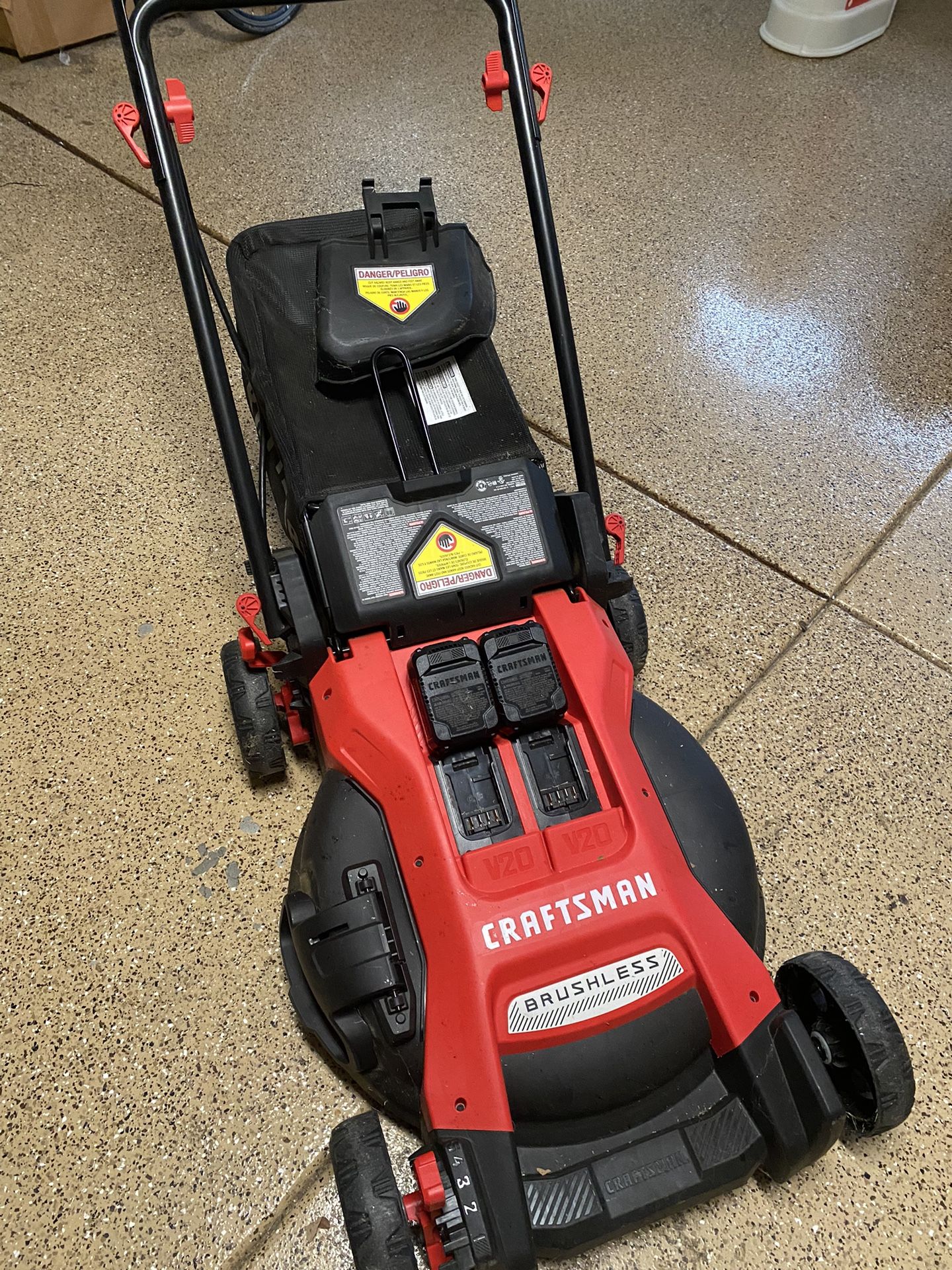 Craftman Push cordless Lawn Mower for Sale in Chula Vista, CA - OfferUp