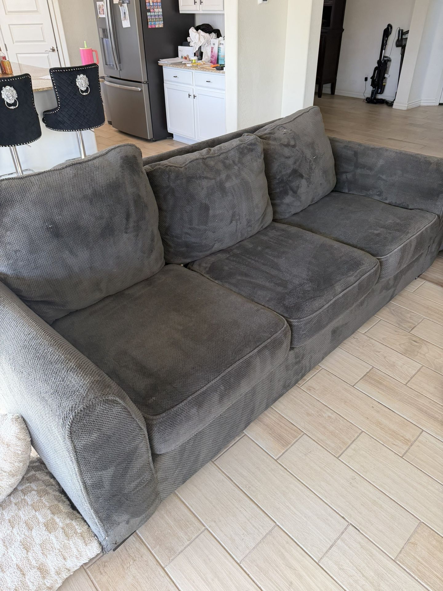 FREE COUCHES for Sale in Mesa, AZ - OfferUp