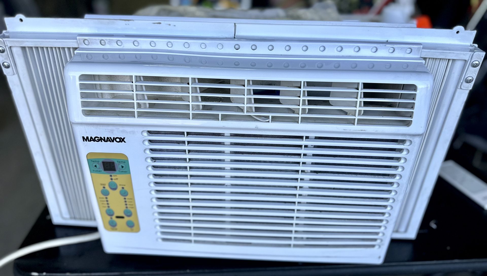 Magnavox 6,000 BTU Window Air Conditioner MG-06CR3 for Sale in Swatara ...