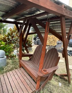 Large 4 Person Swing for Sale in Saginaw, TX - OfferUp