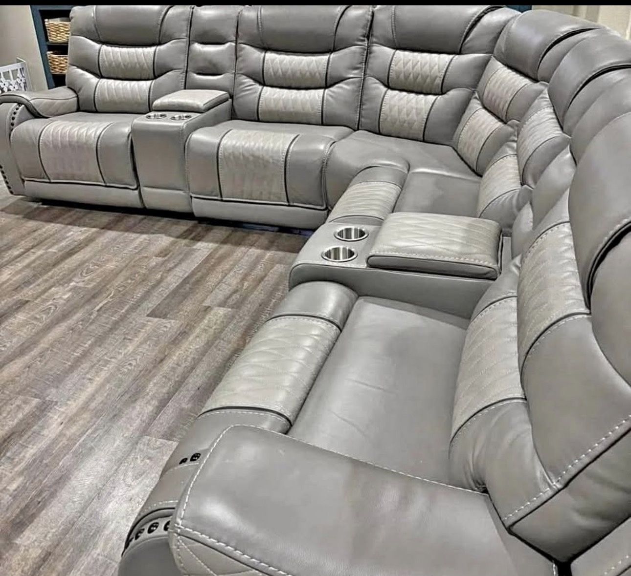 Phoenix Gray Reclining Sectional With 2 Recliners. Brand New. for Sale ...