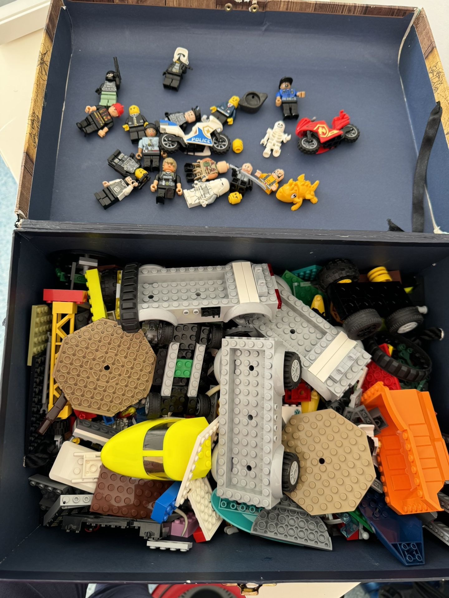 Box Full Of Legos for Sale in Fort Lauderdale, FL - OfferUp