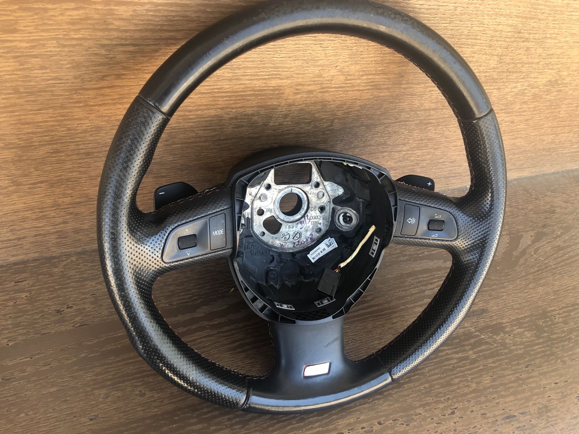 A4 b7 Audi s-line steering wheel Auto Parts for Sale in Irwindale, CA ...