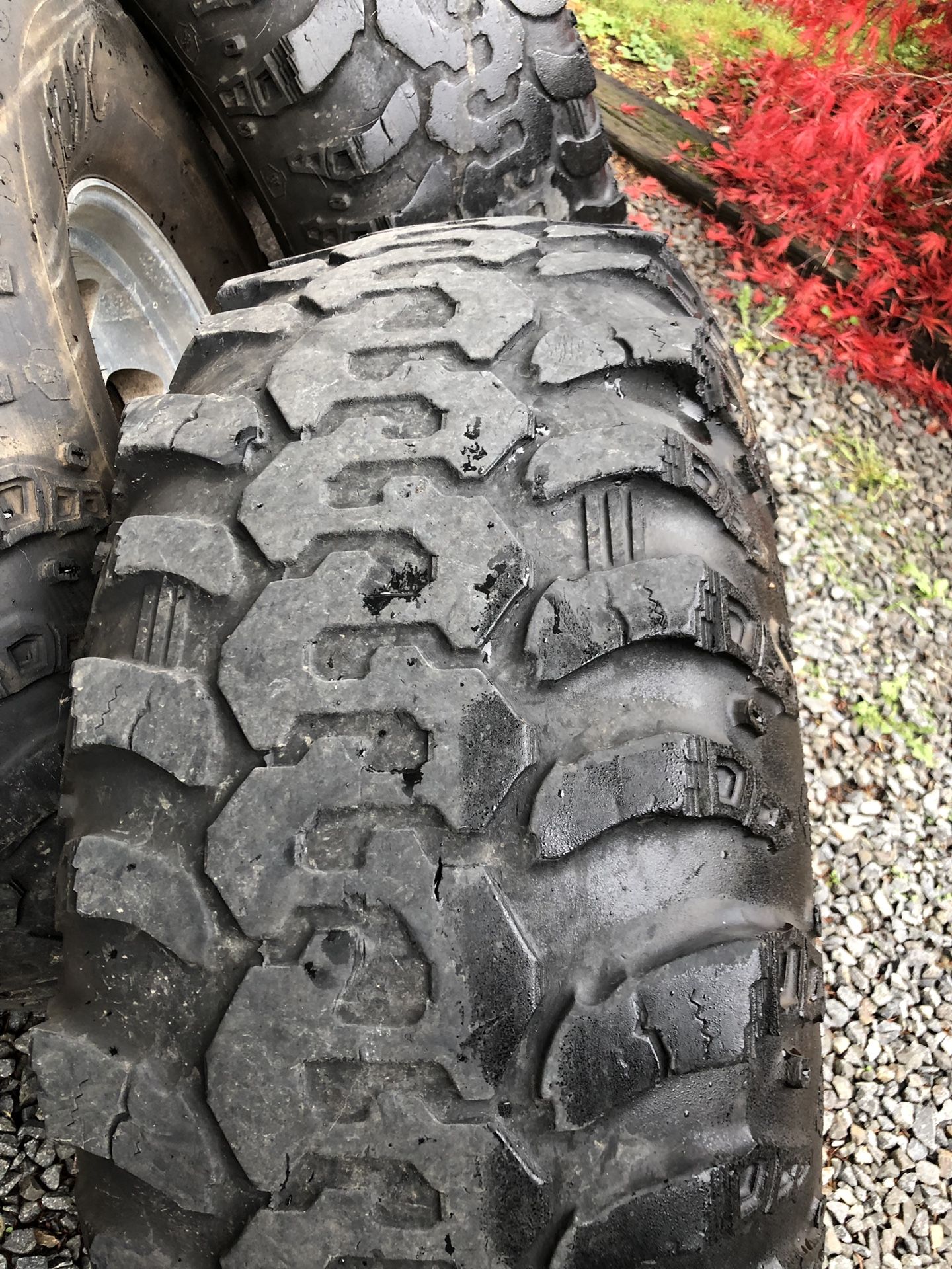 39.5 x 13.5 x 16.5 Irock mud tires 8x6.5 lug for Sale in Sandy, OR ...