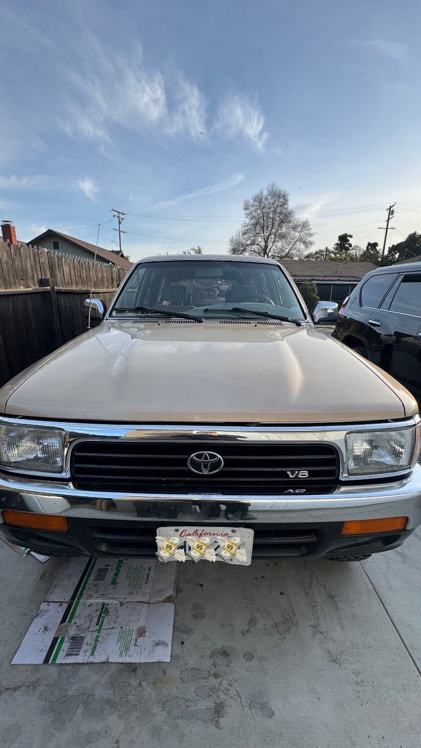 1995 Toyota 4Runner for Sale in Pico Rivera, CA - OfferUp