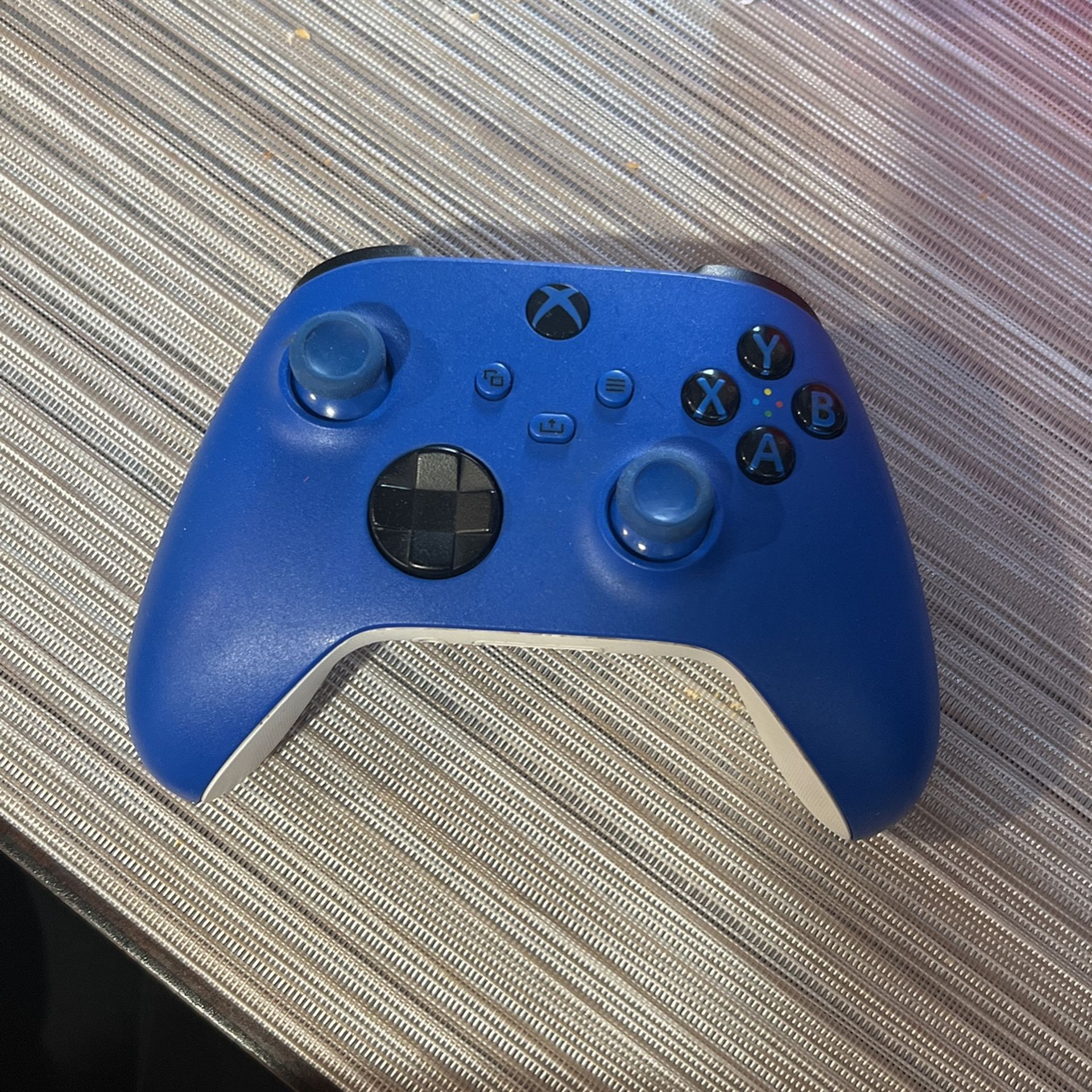 Xbox Remote Controller for Sale in Compton, CA - OfferUp