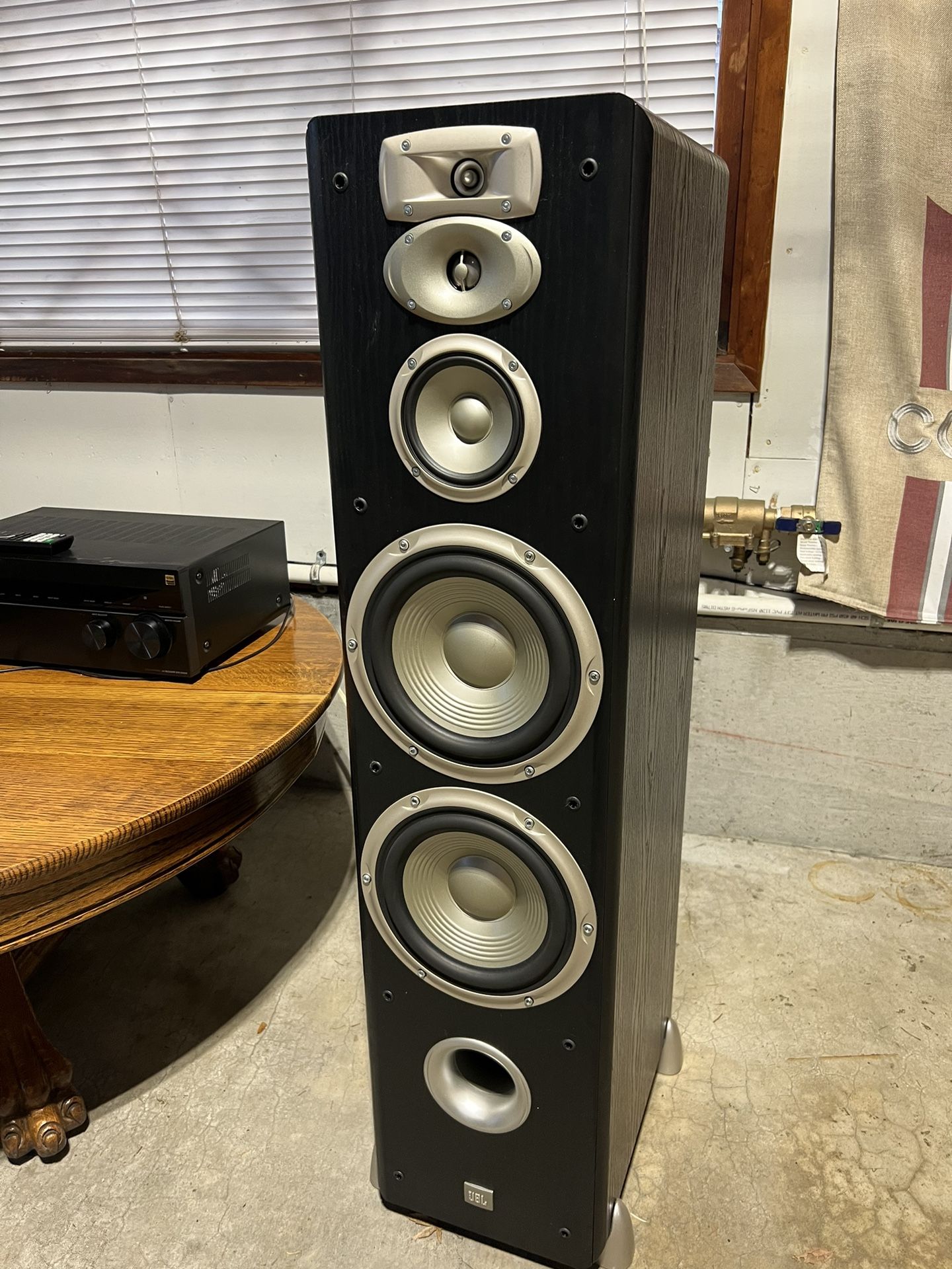 JBL 4-way Tower Speakers for Sale in Tacoma, WA - OfferUp