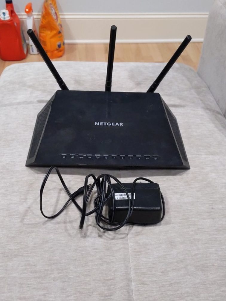 Netgear Nighthawk AC1750 R6700v3 Wifi Internet Router for Sale in ...