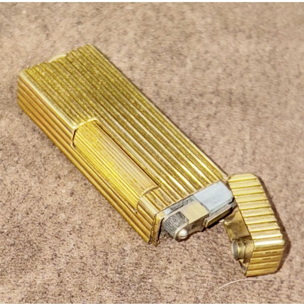 Dunhill Rollalite vintage cigarette lighter for Sale in Kent, WA - OfferUp
