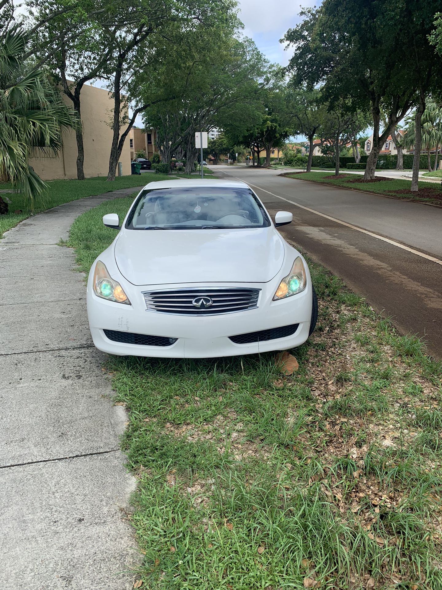 2010 Infiniti G37 Convertible for Sale in Miami, FL - OfferUp