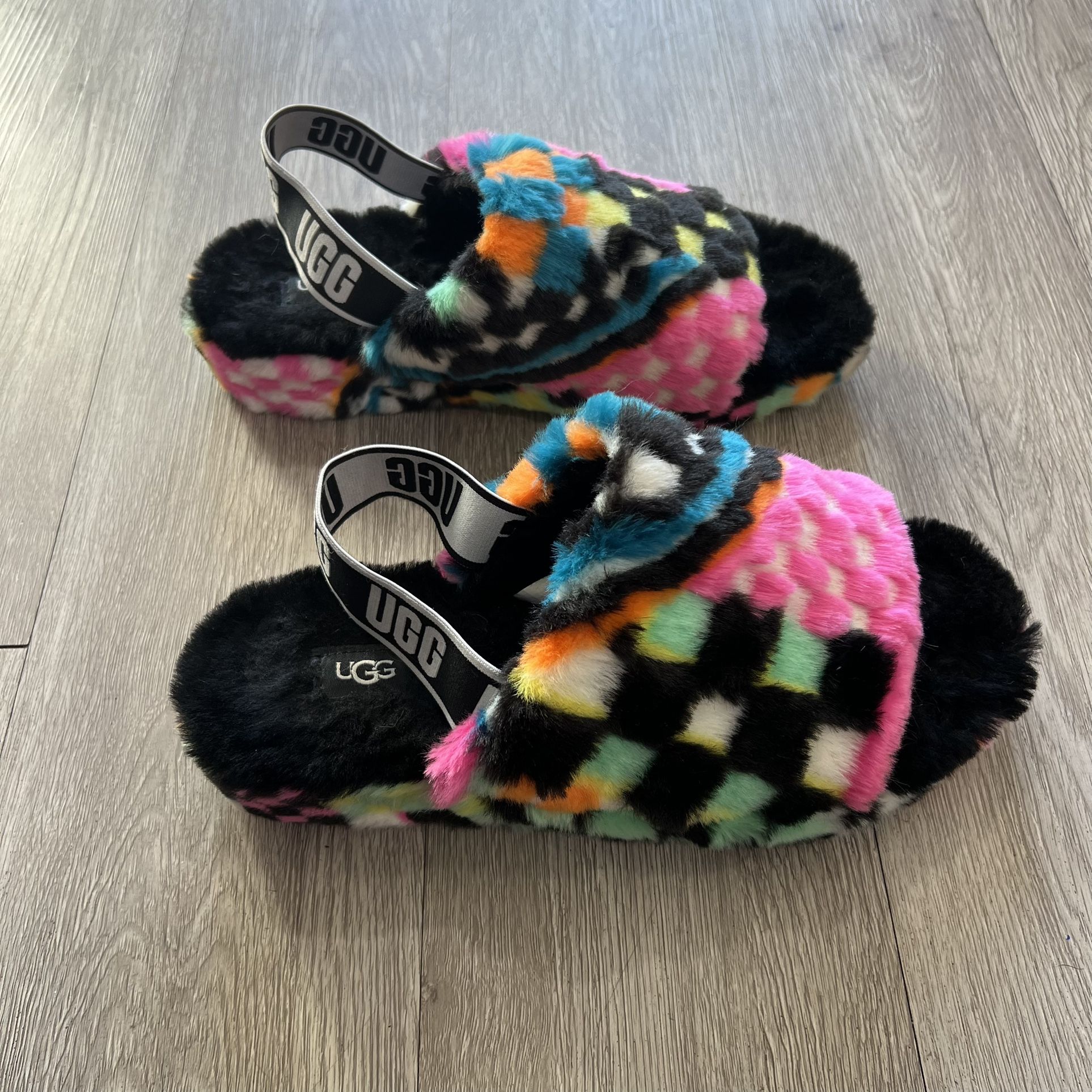 UGG Fluffy Yeah Funky Chunky Slide Slippers Rainbow Checkered Fuzzy ...