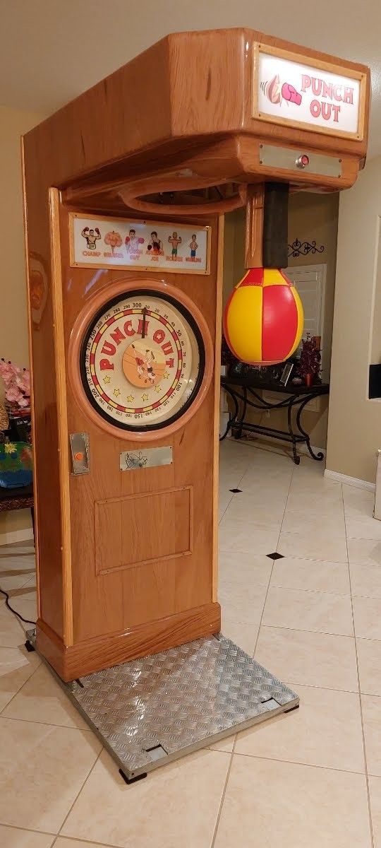 RARE VINTAGE PUNCHING BAG MACHINE FROM THE AMERICAN RESTORATION SHOW ...
