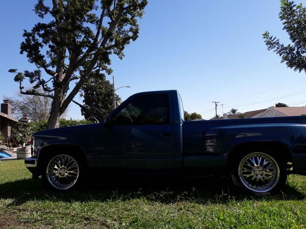 92 chevy silverado 1500 stepside for Sale in Anaheim, CA - OfferUp
