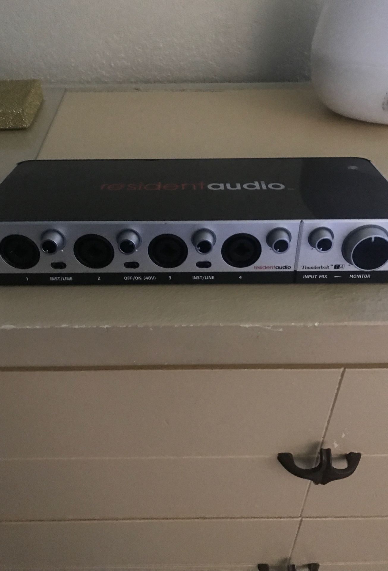 Resident Audio T4- Thunderbolt Audio Interface for Sale in Phoenix, AZ ...
