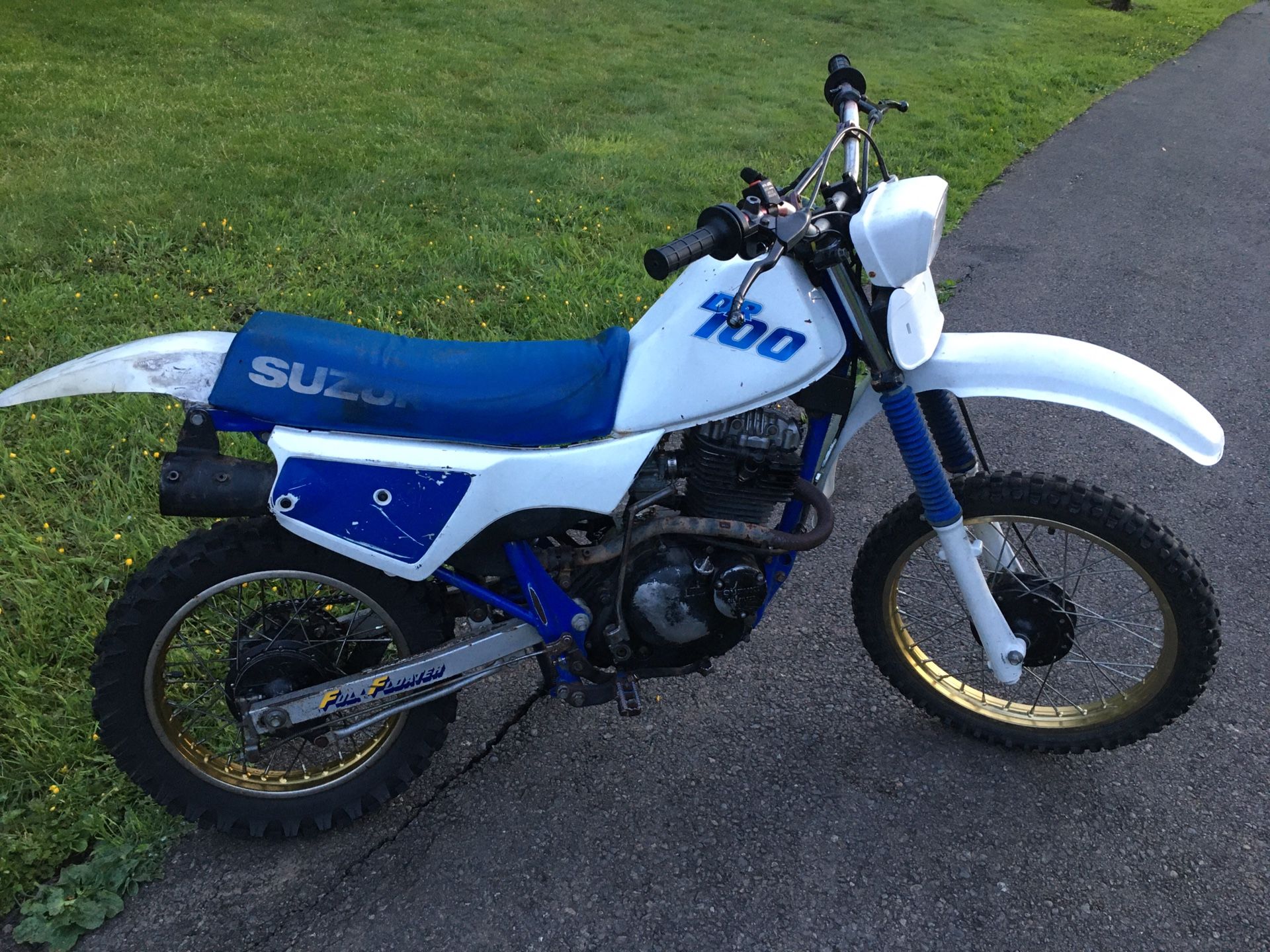 DR 100 Suzuki dirtbike for Sale in Tacoma, WA - OfferUp