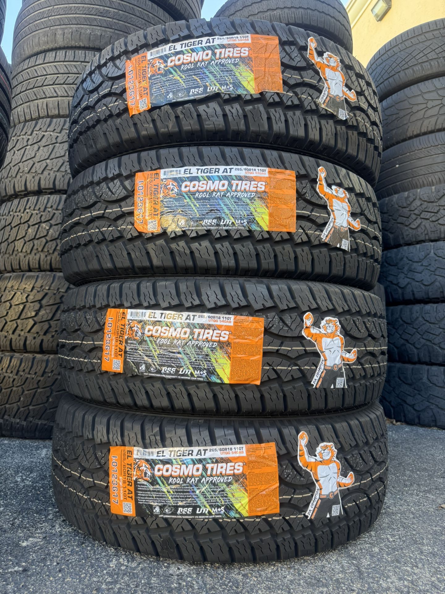 Set Cosmo 265 60 R18 for Sale in Fort Lauderdale, FL - OfferUp