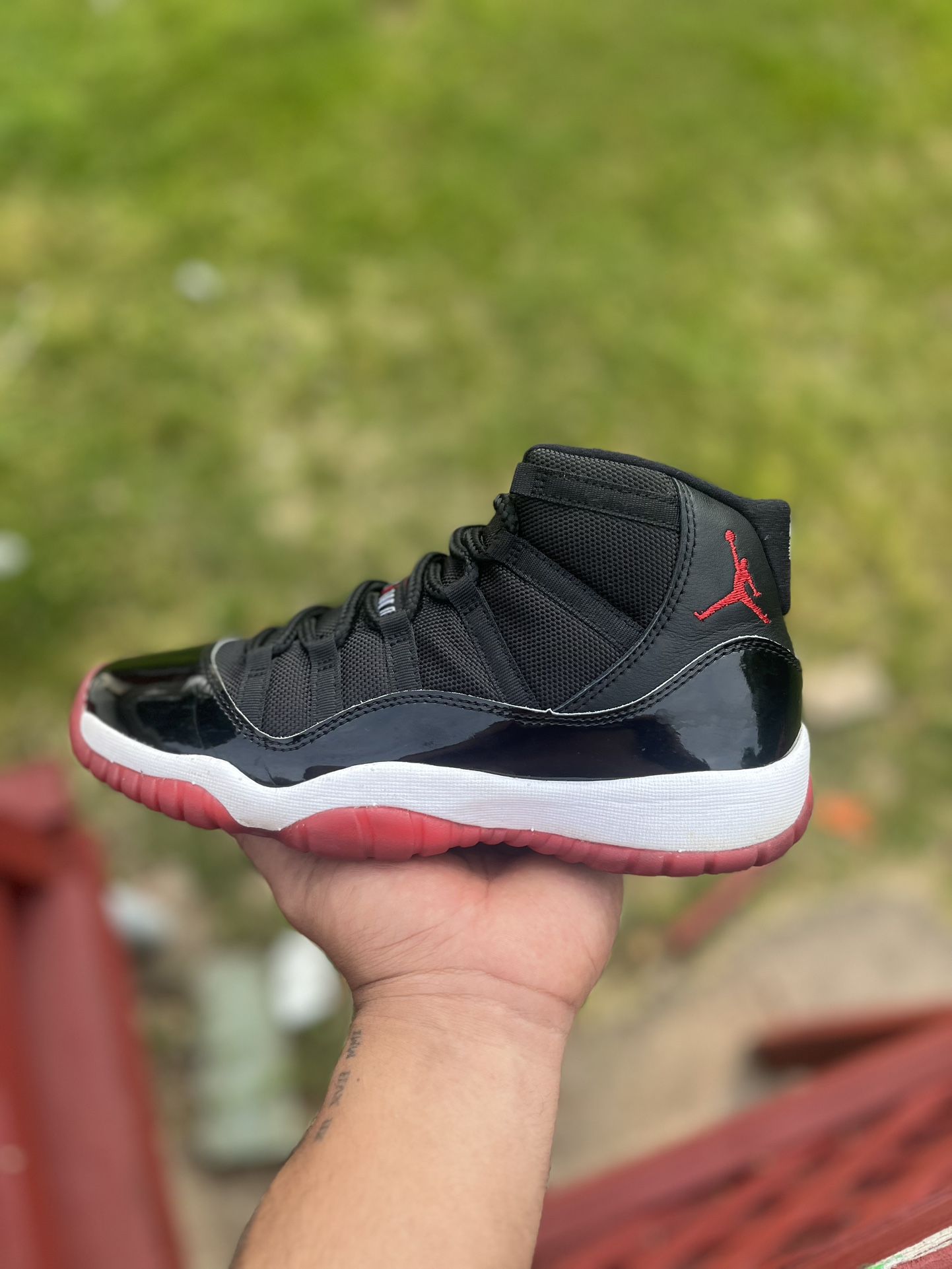 Bred 11s Green